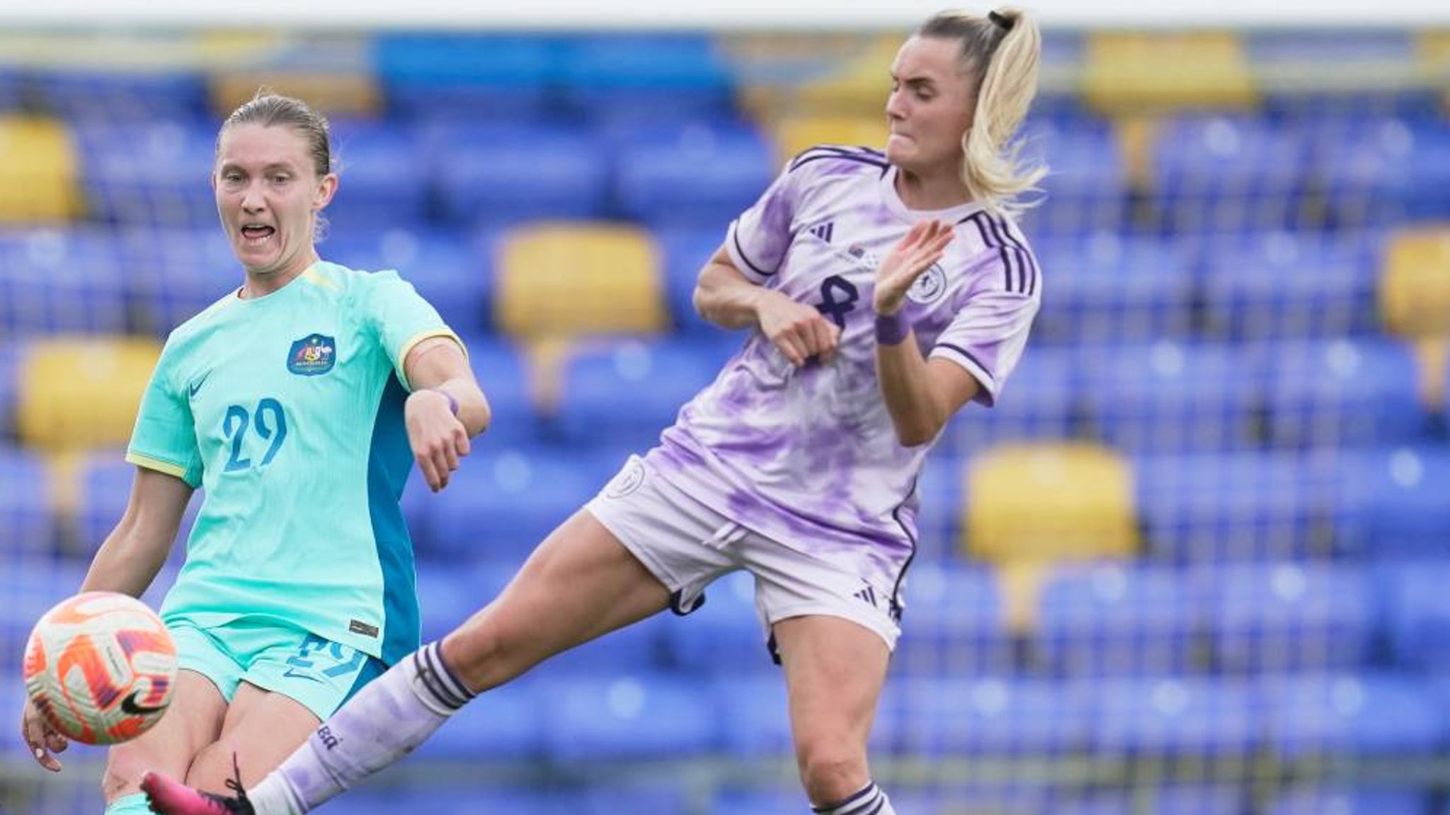 Transfer News: FC Bayern Frauen verpflichten Samantha Mary Kerr ...