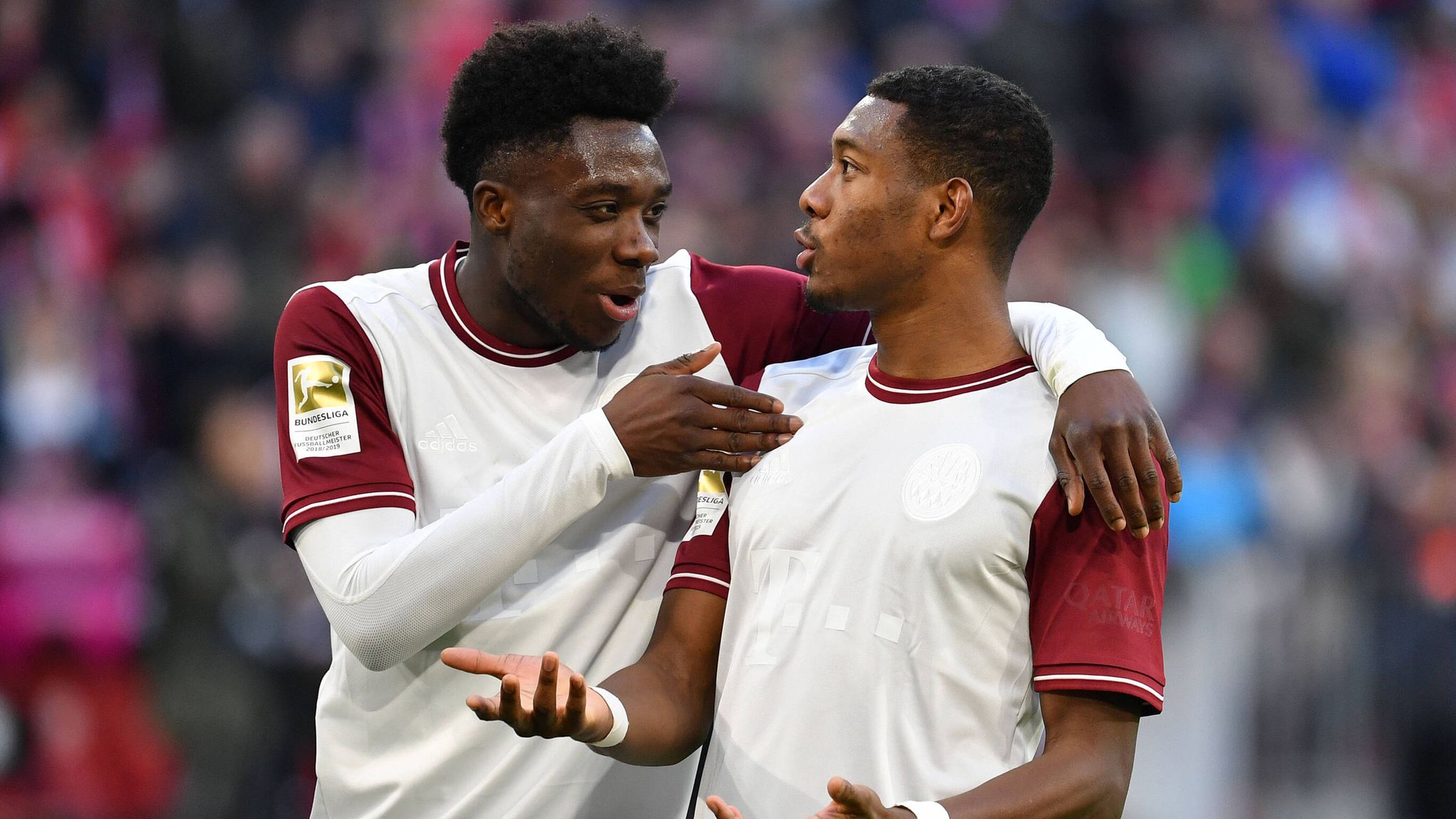 FC Bayern München: Lockt ein ehemaliger FCB-Star Alphonso Davies zu ...