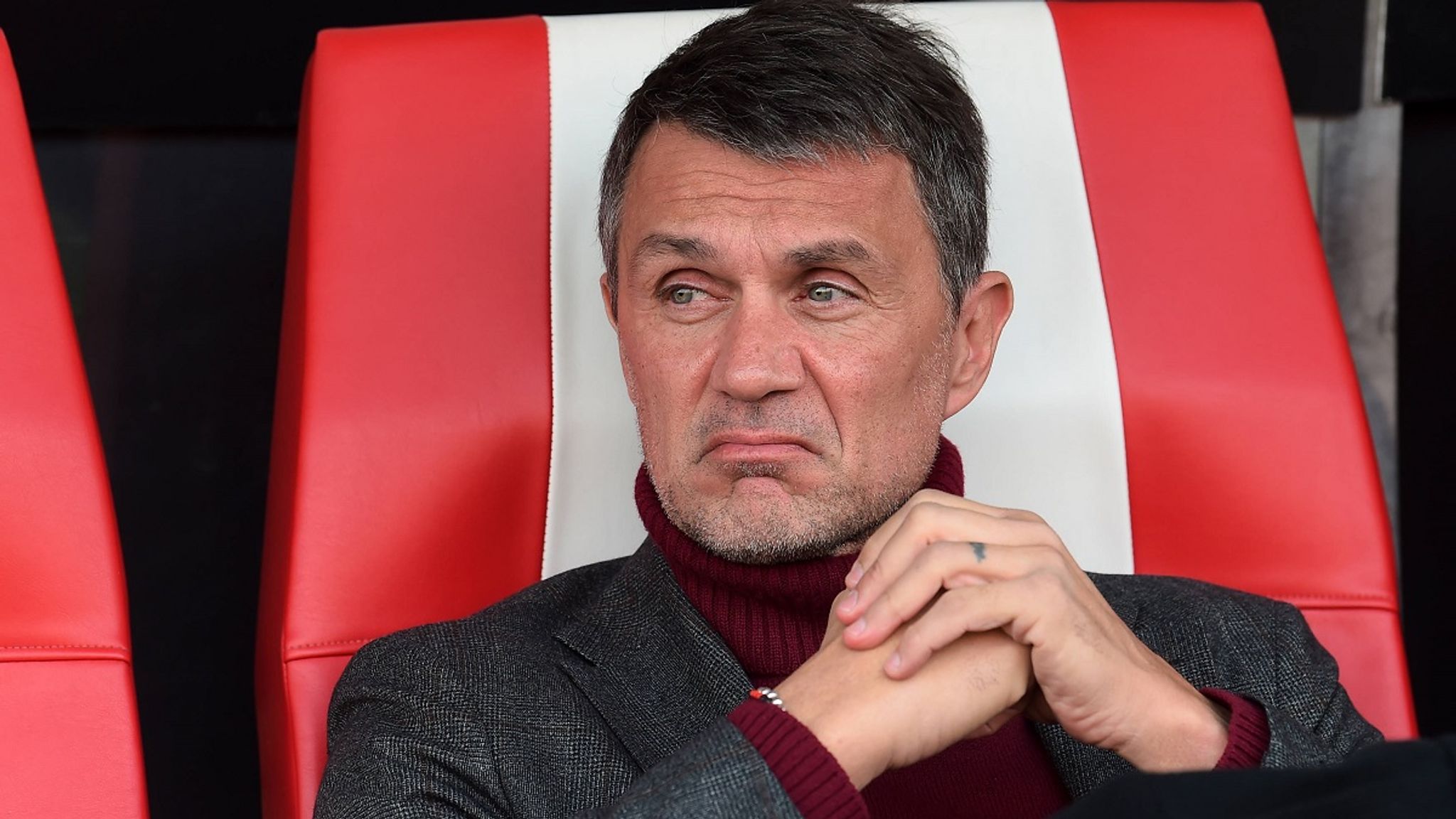 AC Mailand: Milan wirft offenbar Klub-Ikone Maldini raus | Fußball News ...