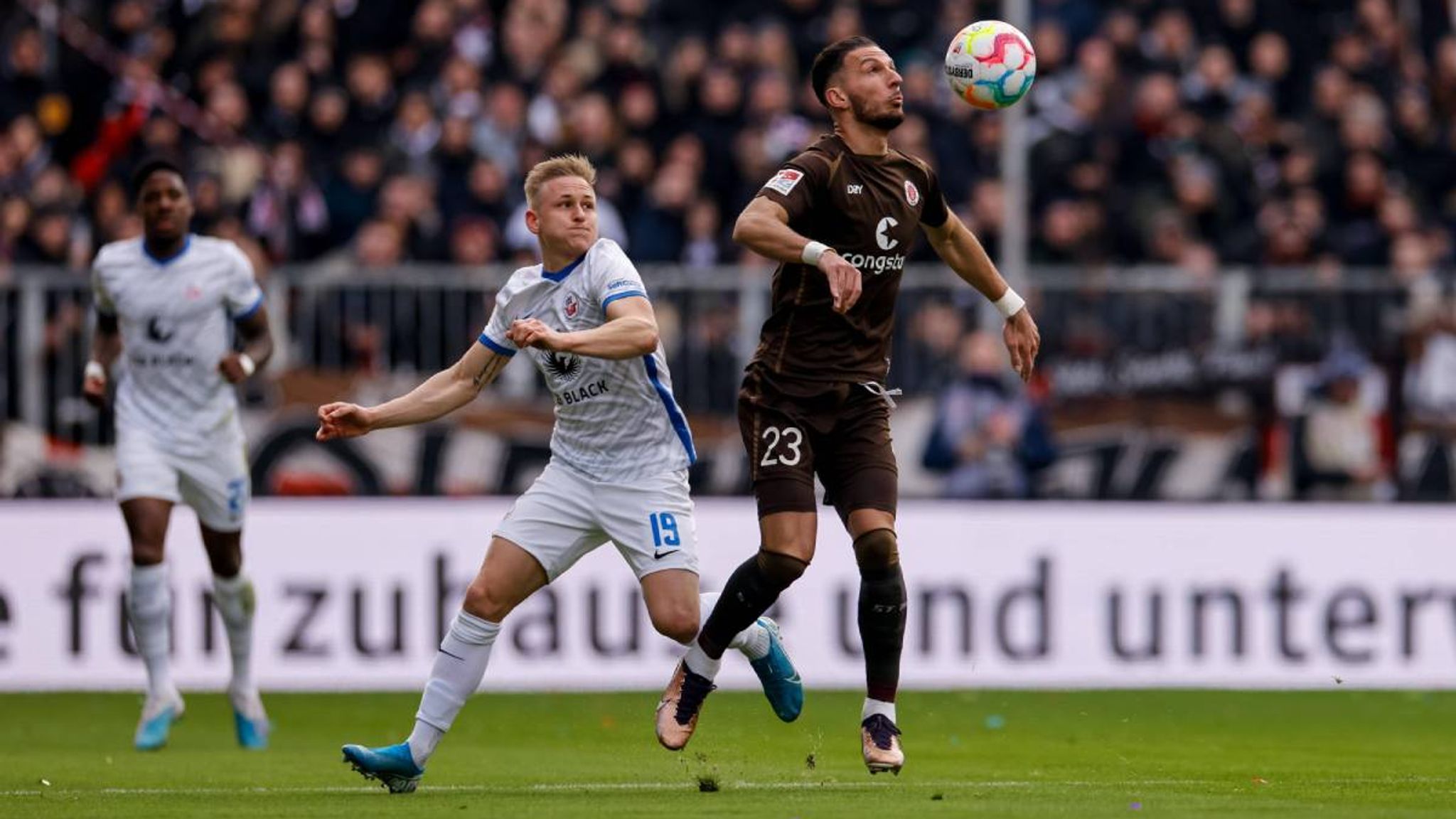 Bundesliga & 2. Bundesliga: Die Spielplan-Highlights | Fußball News ...