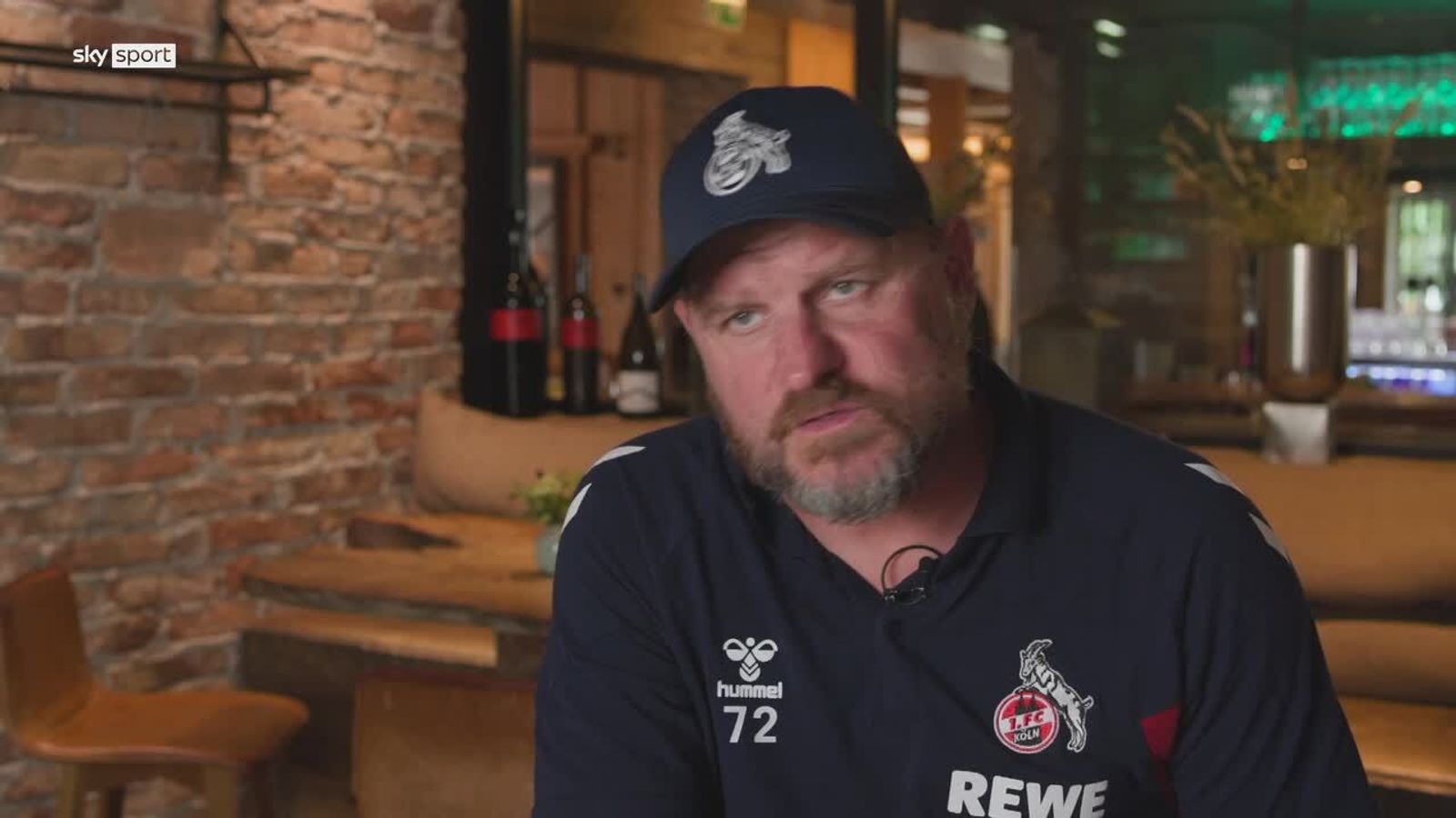 Bundesliga: Baumgart über sein Kultfigur, Spaß am Erfolg und die neue ...