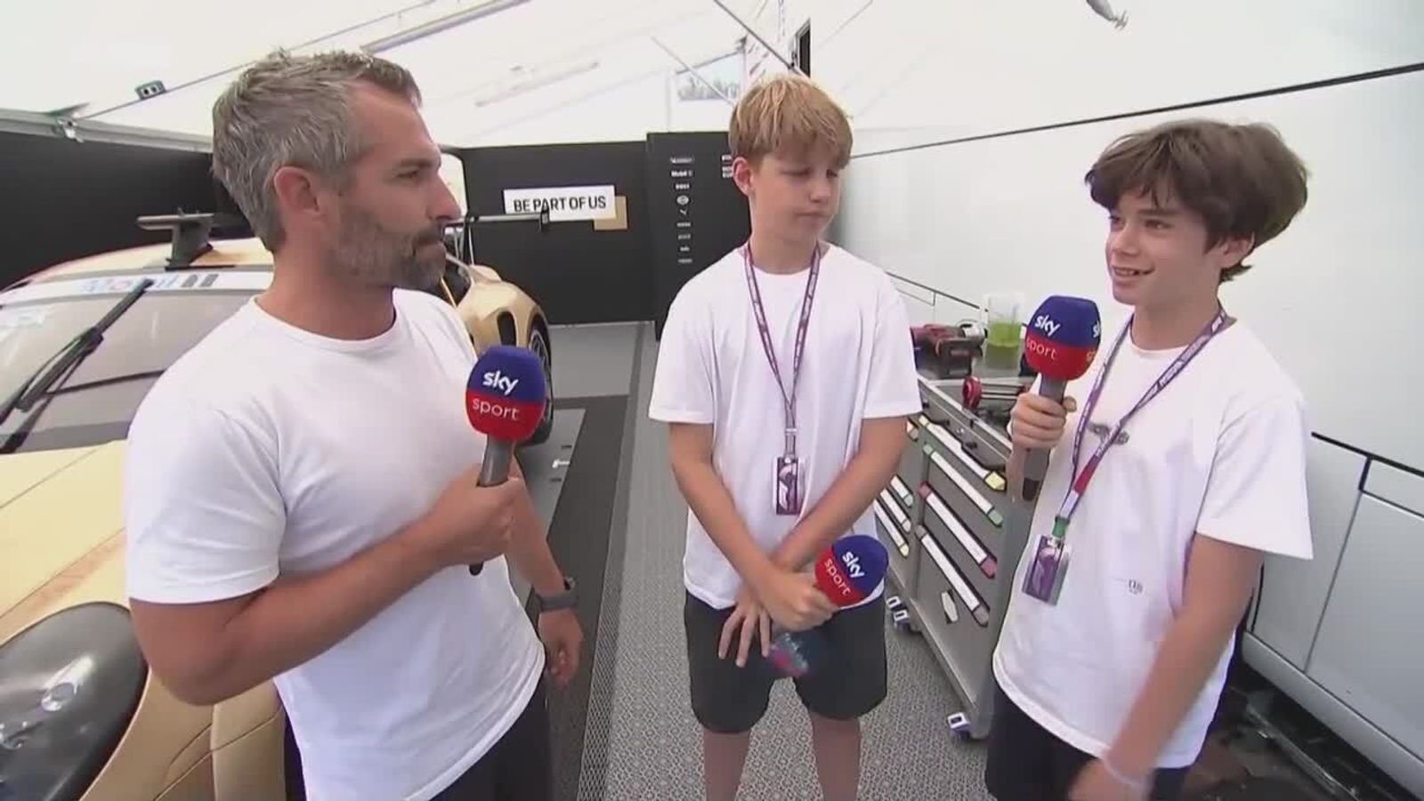Formel 1: Sky Nachwuchsreporter Karl & Phoenix treffen Timo Glock beim ...