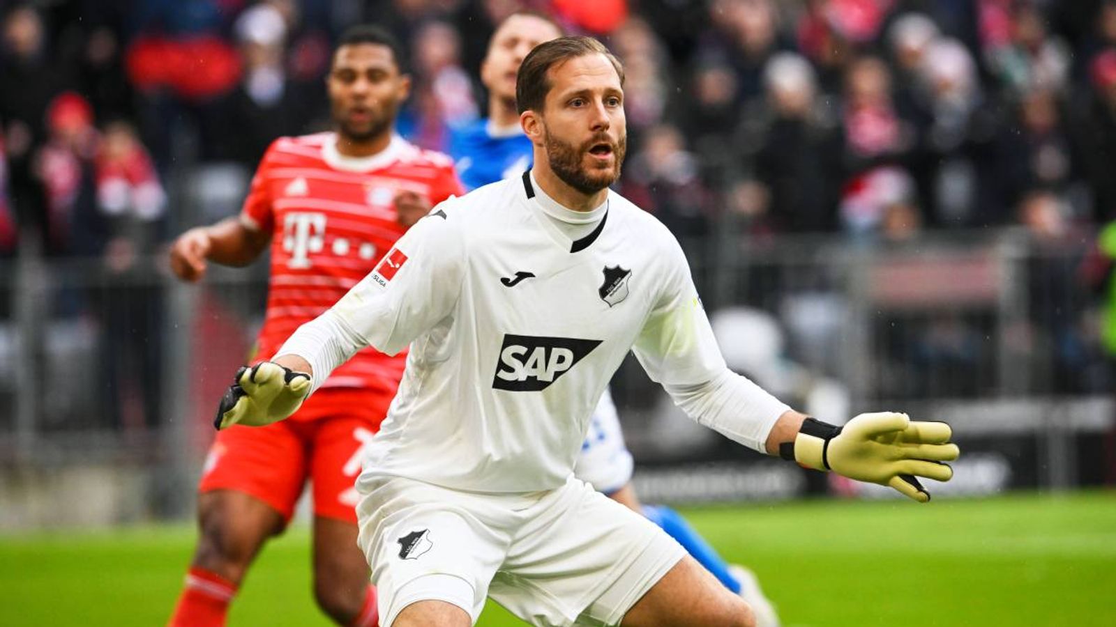 Bundesliga: Oliver Baumann spricht über Wechsel zum FC Bayern München ...