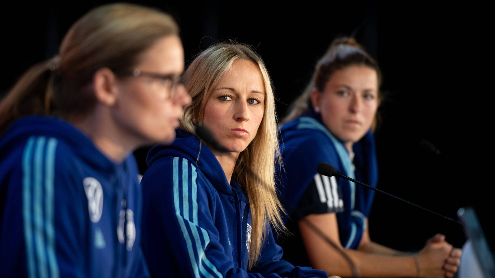 FIFA Frauen WM 2023: DFB-Frauen fühlen sich trotz Schießerei sicher ...