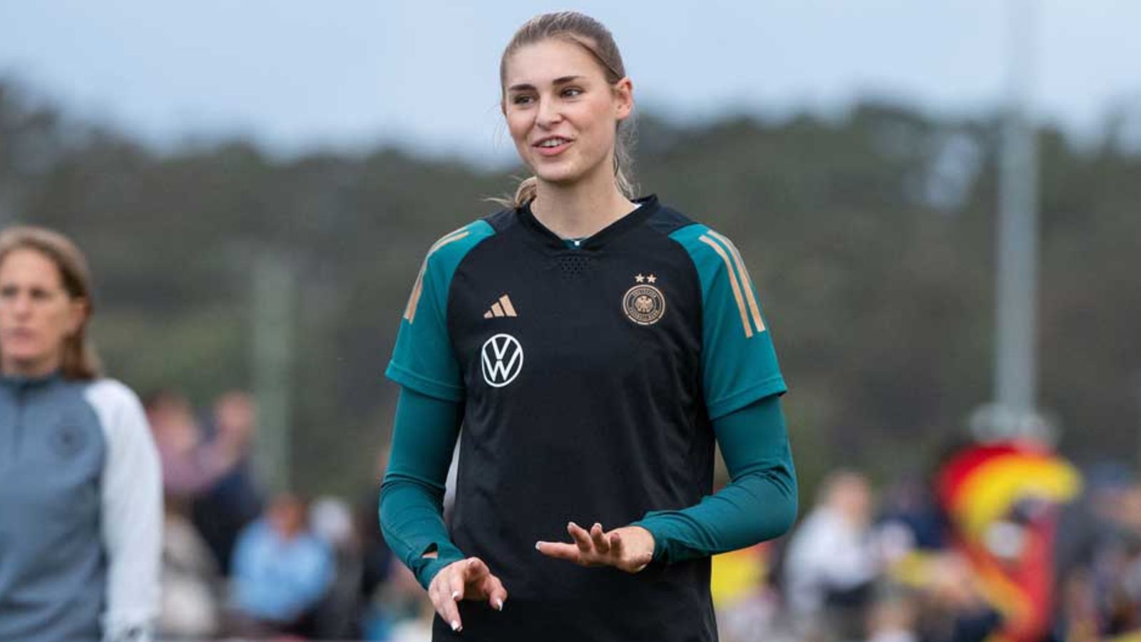 FIFA Frauen WM 2023: Merle Frohms im Sky Interview | Fußball News | Sky ...