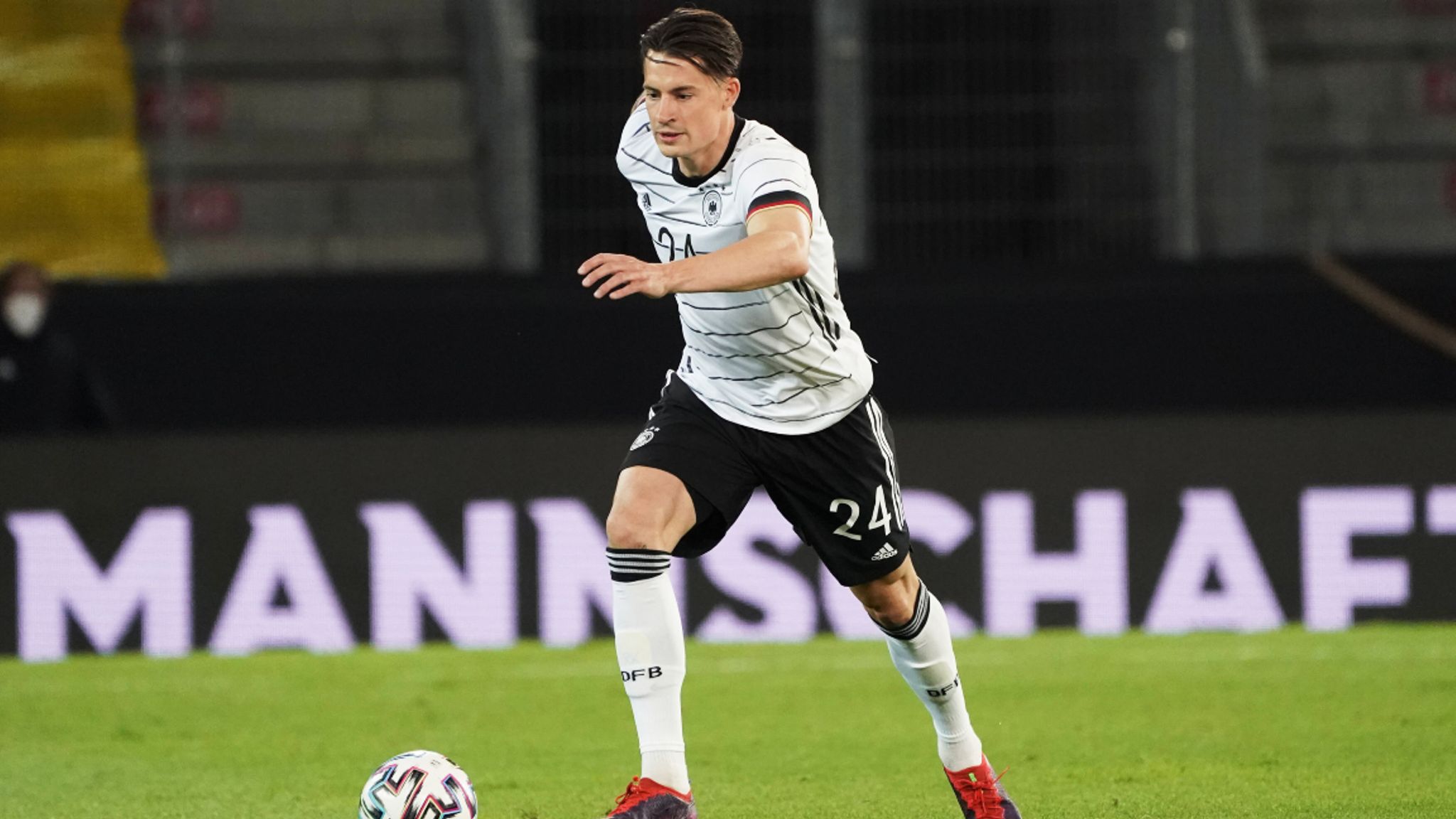 Die EM-Kader von Sky Experten Lothar Matthäus und Didi Hamann | Fußball ...