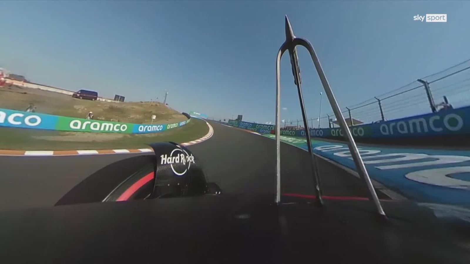 Formel 1: Eine Runde mit Sascha Roos auf der Strecke in Zandvoort ...