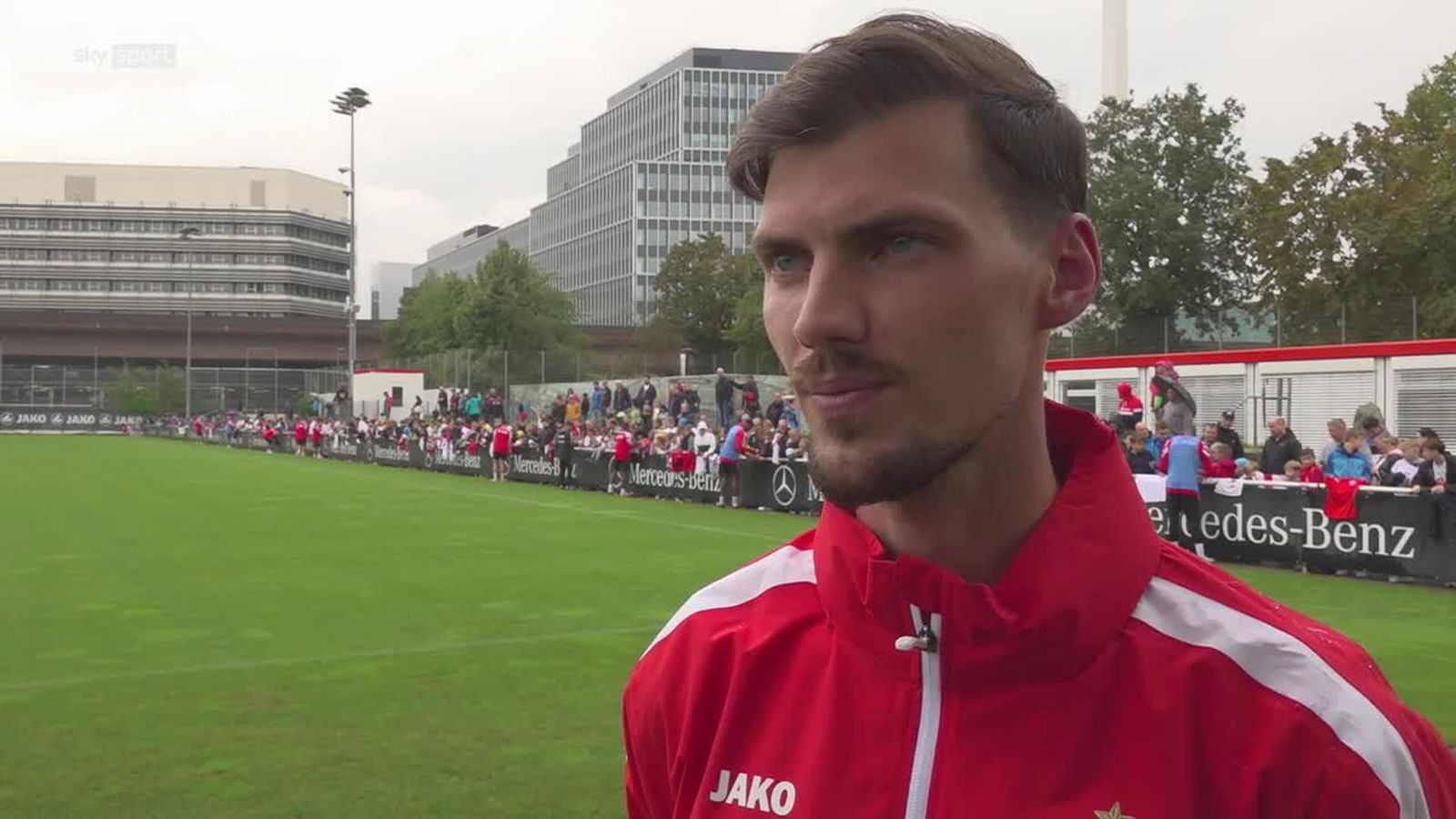 VfB Stuttgart: Stenzel über seine Rolle, den Saisonauftakt und Ex-Klub ...