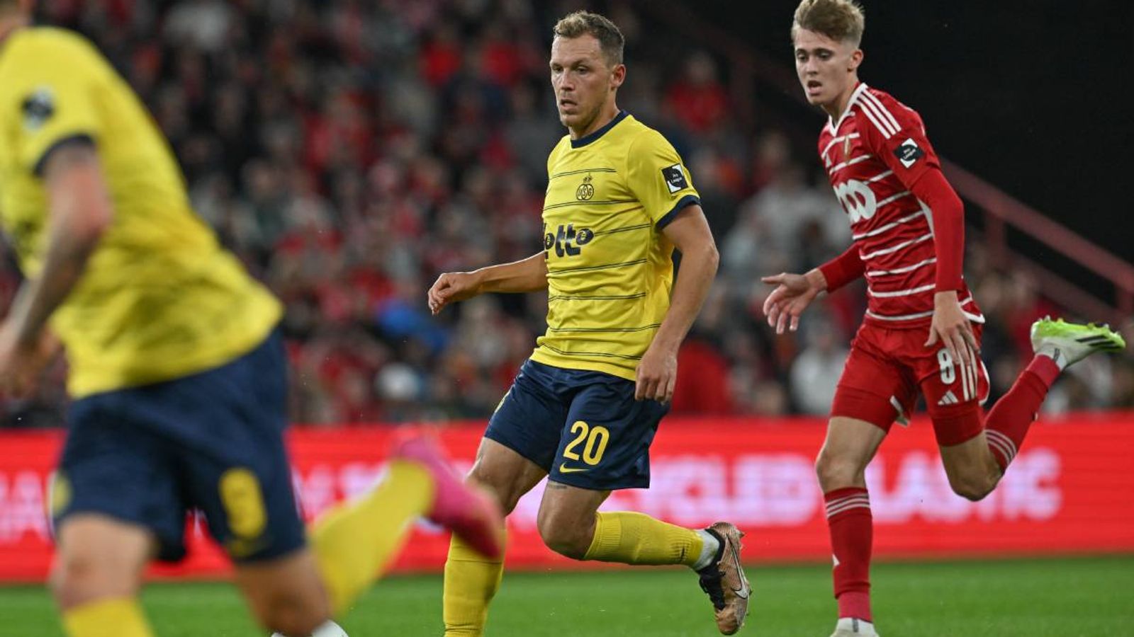 Werder Bremen Transfer News: Transfer von Senne Lynen perfekt | Fußball ...