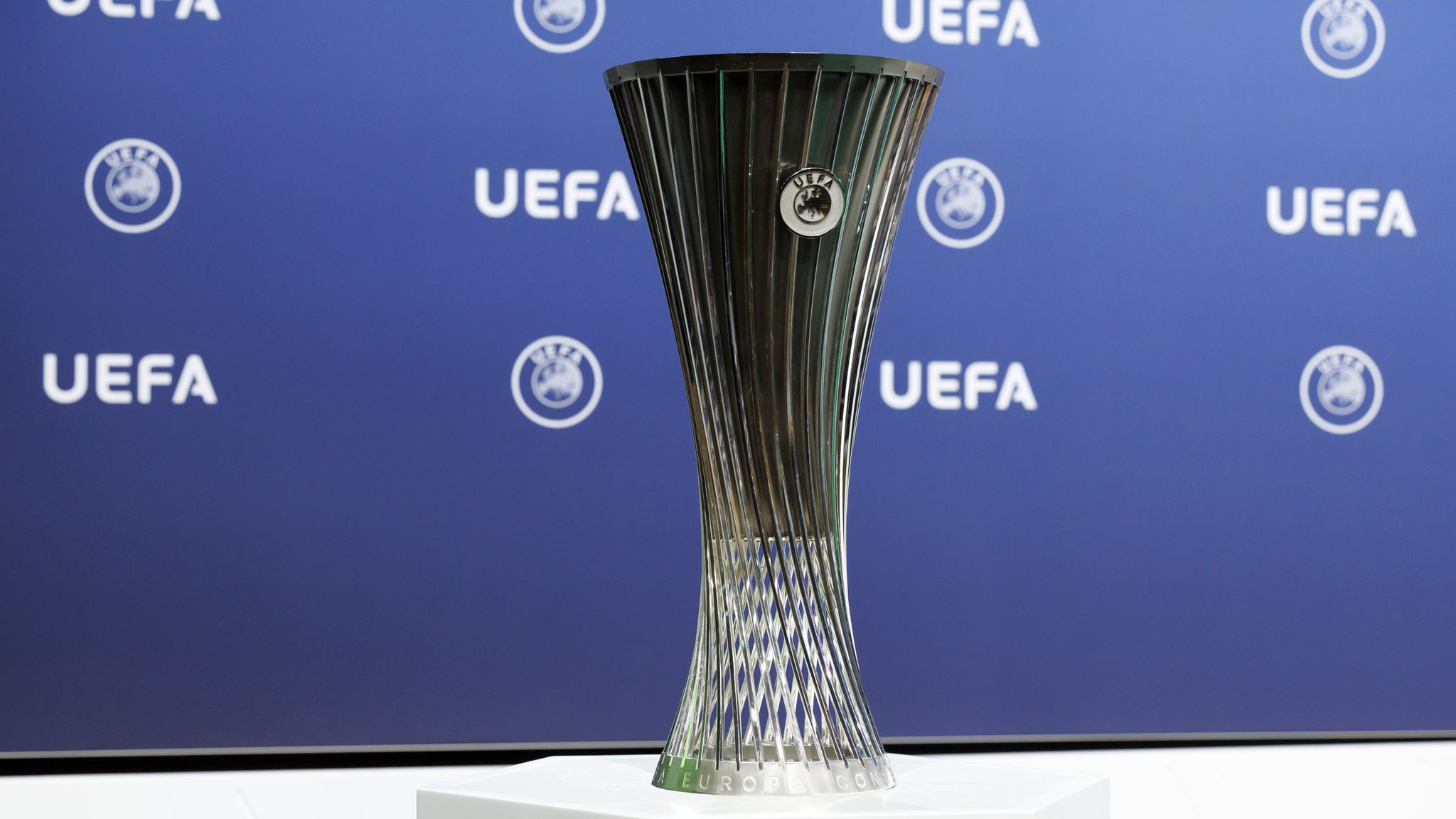 Conference League HEUTE LIVE auf Sky Sport: Achtelfinal- Auslosung ...