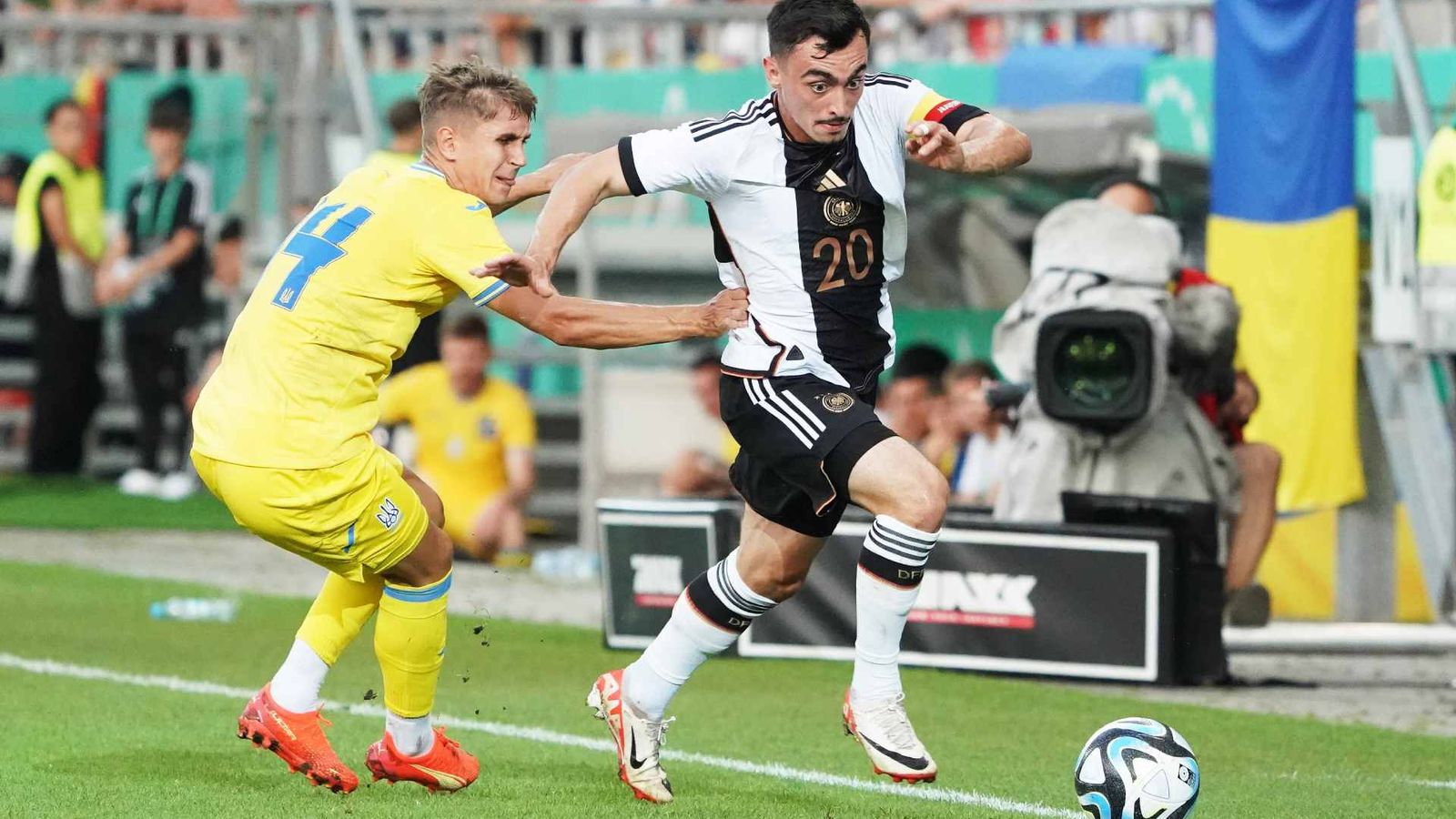 Deutschland U21: Sieg gegen Ukraine sorgt für erfolgreichen Neustart | Fußball News | Sky Sport