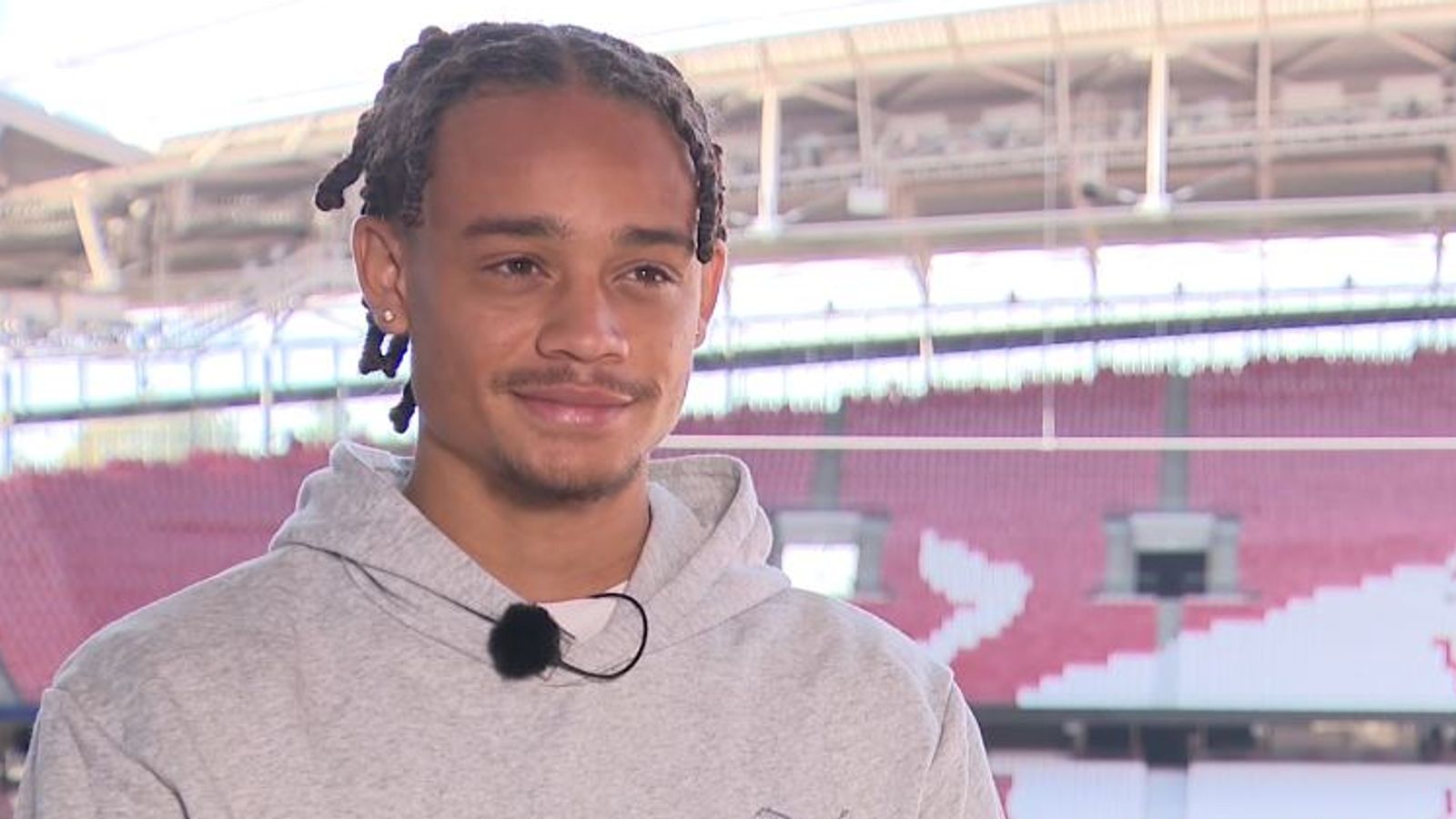 RB Leipzig: Xavi Simons im Sky Interview über Leipzig, PSG, Tuchel ...