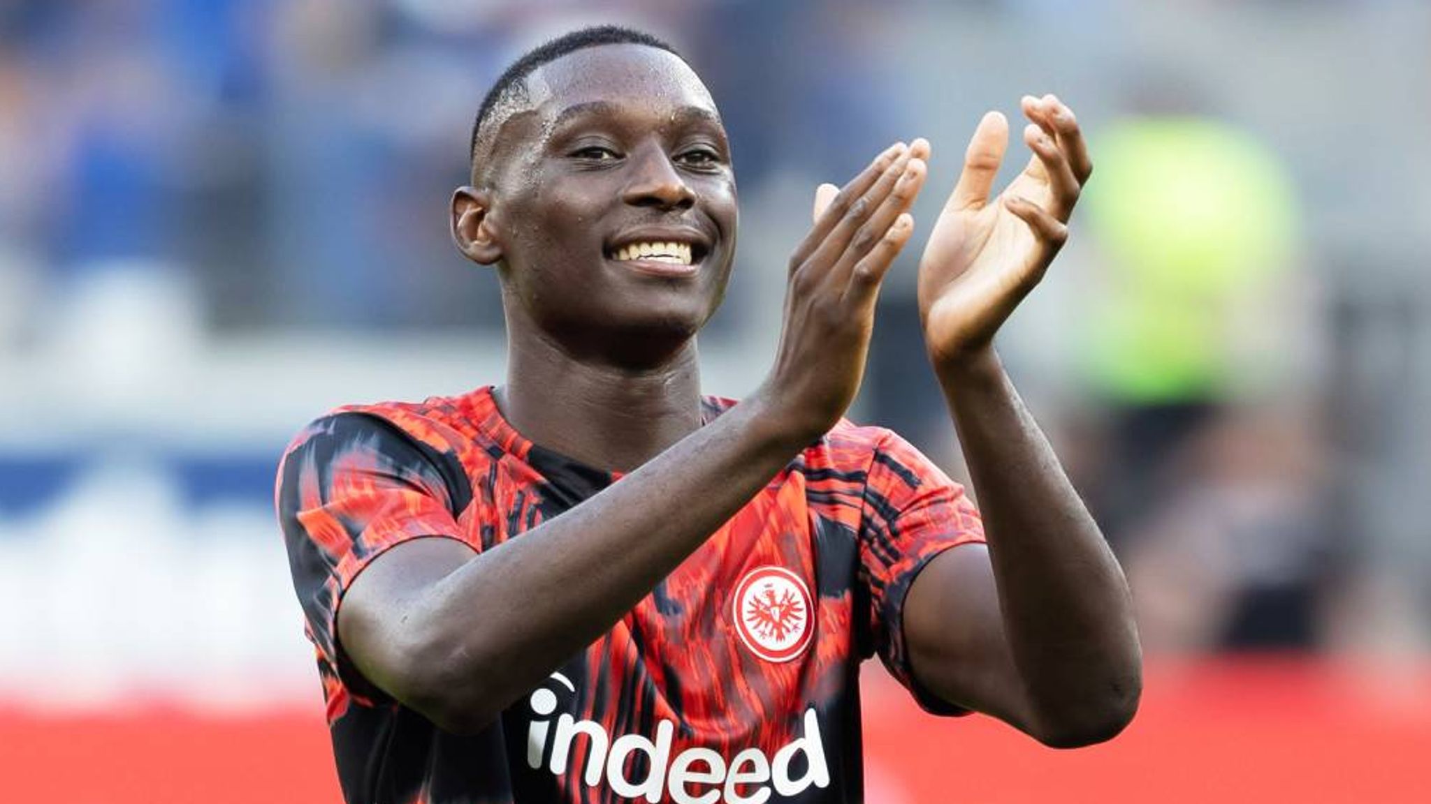 Eintracht Frankfurt: Kolo Muani wechselt zu PSG | Transfer Centre News ...