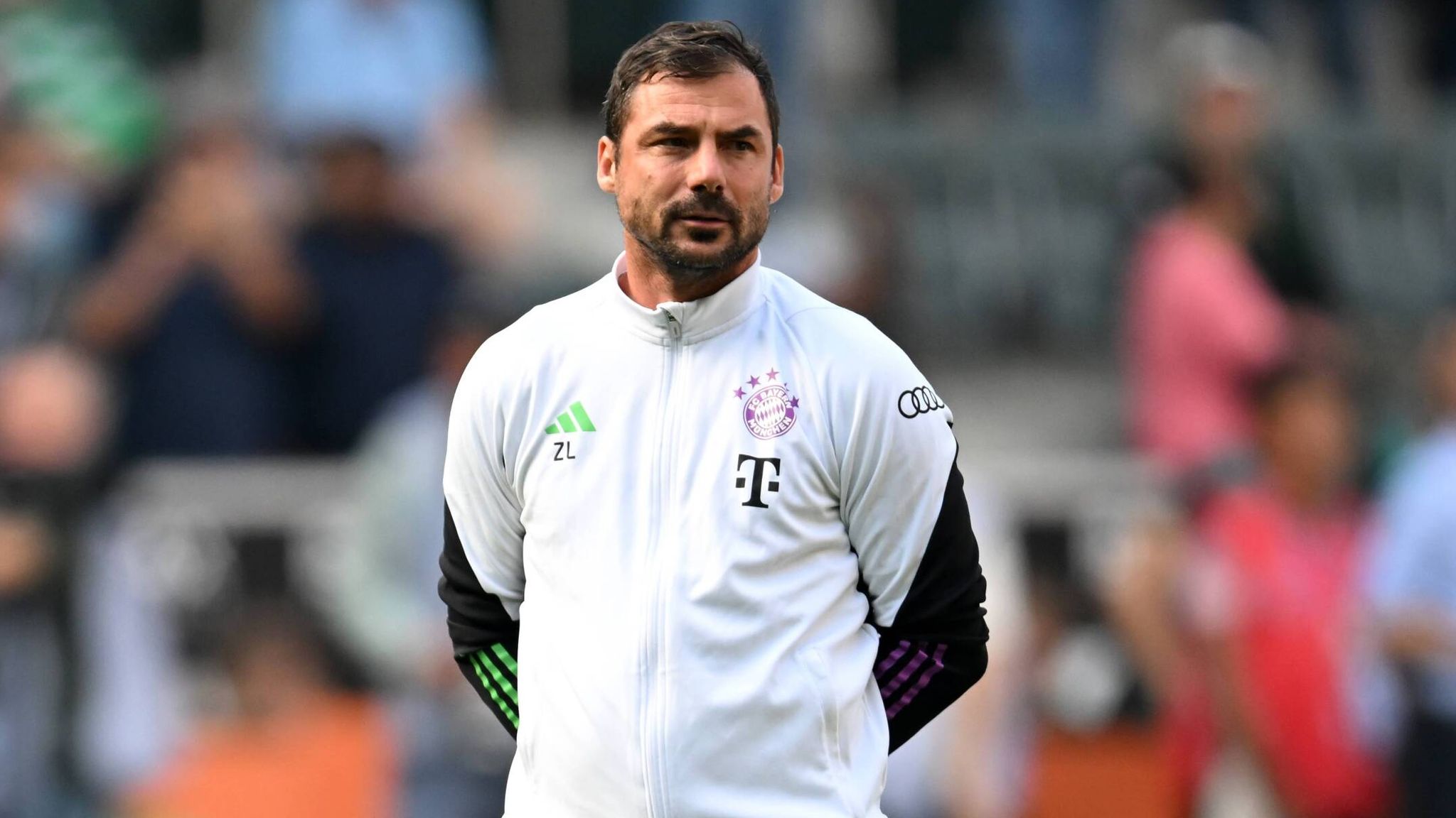 FC Bayern: Strafe für Co-Trainer Löw | Fußball News | Sky Sport