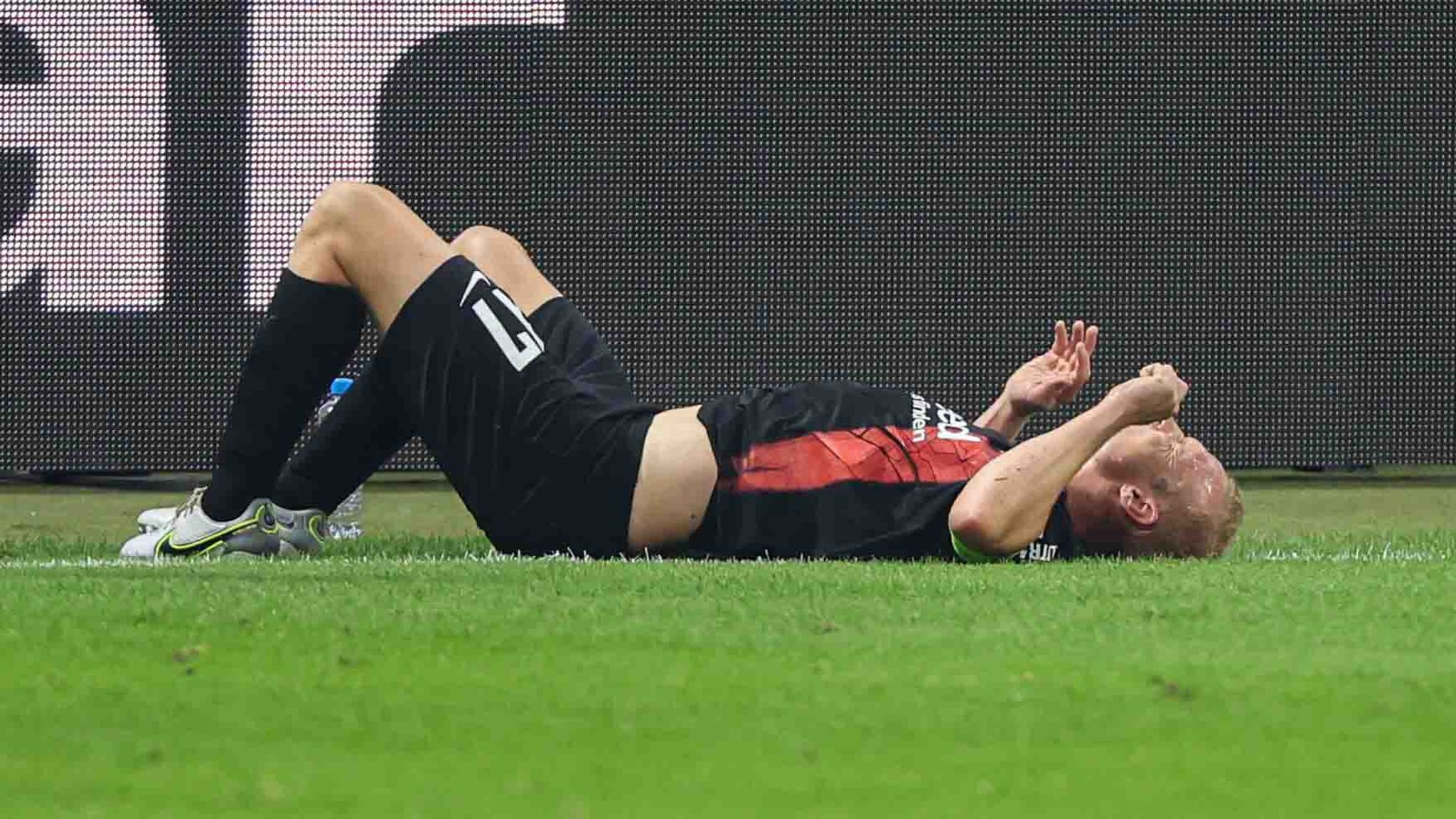 Eintracht Frankfurt: Kapitän Sebastian Rode fällt bis auf Weiteres aus ...