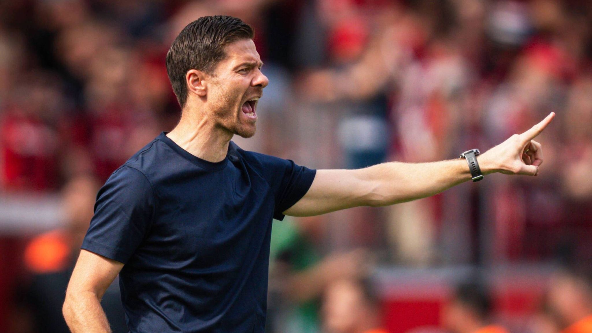 Bundesliga: Xabi Alonso kehrt mit Leverkusen zum FC Bayern zurück ...