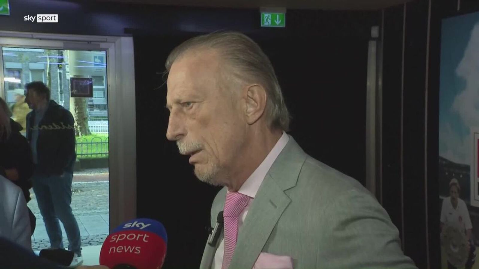 Bundesliga: Daum auf der Premiere von ''Daum - Triumphe & Skandale ...