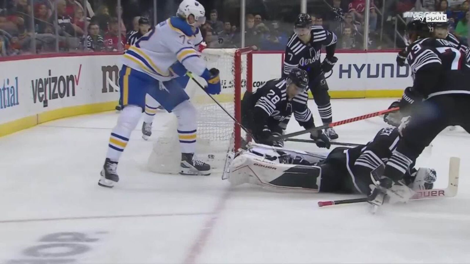 NHL: Buffalo verliert trotz Tor von Peterka | NHL News | Sky Sport