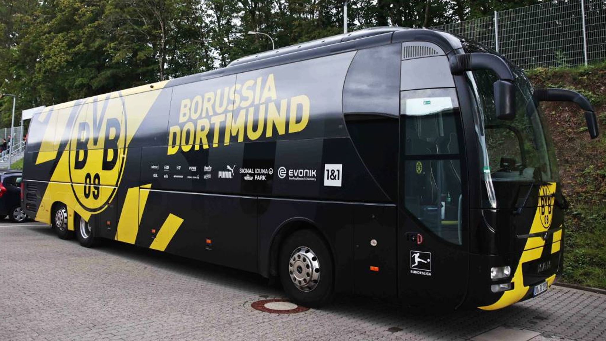 BVB-Busfahrer erklärt Strafzettel in Newcastle | Fußball News | Sky Sport