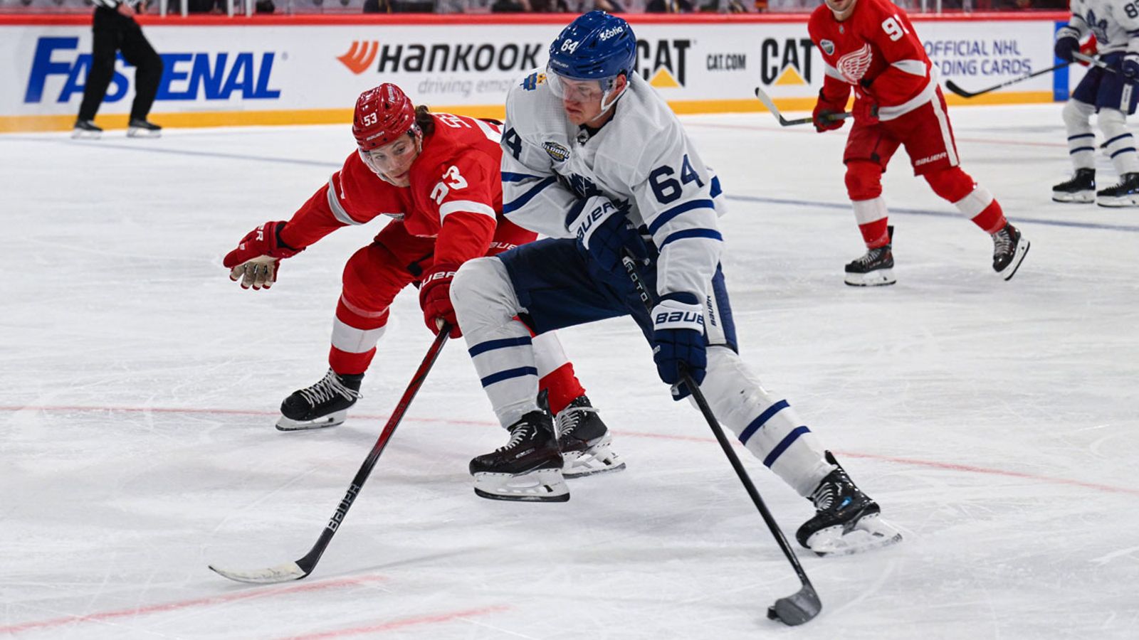 Detroit Red Wings verlieren gegen Toronto Maple Leafs - Peterka trifft ...