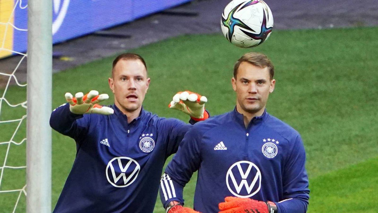 Rene Adler spricht über DFB-Keeper Manuel Neuer und Marc-Andre ter ...