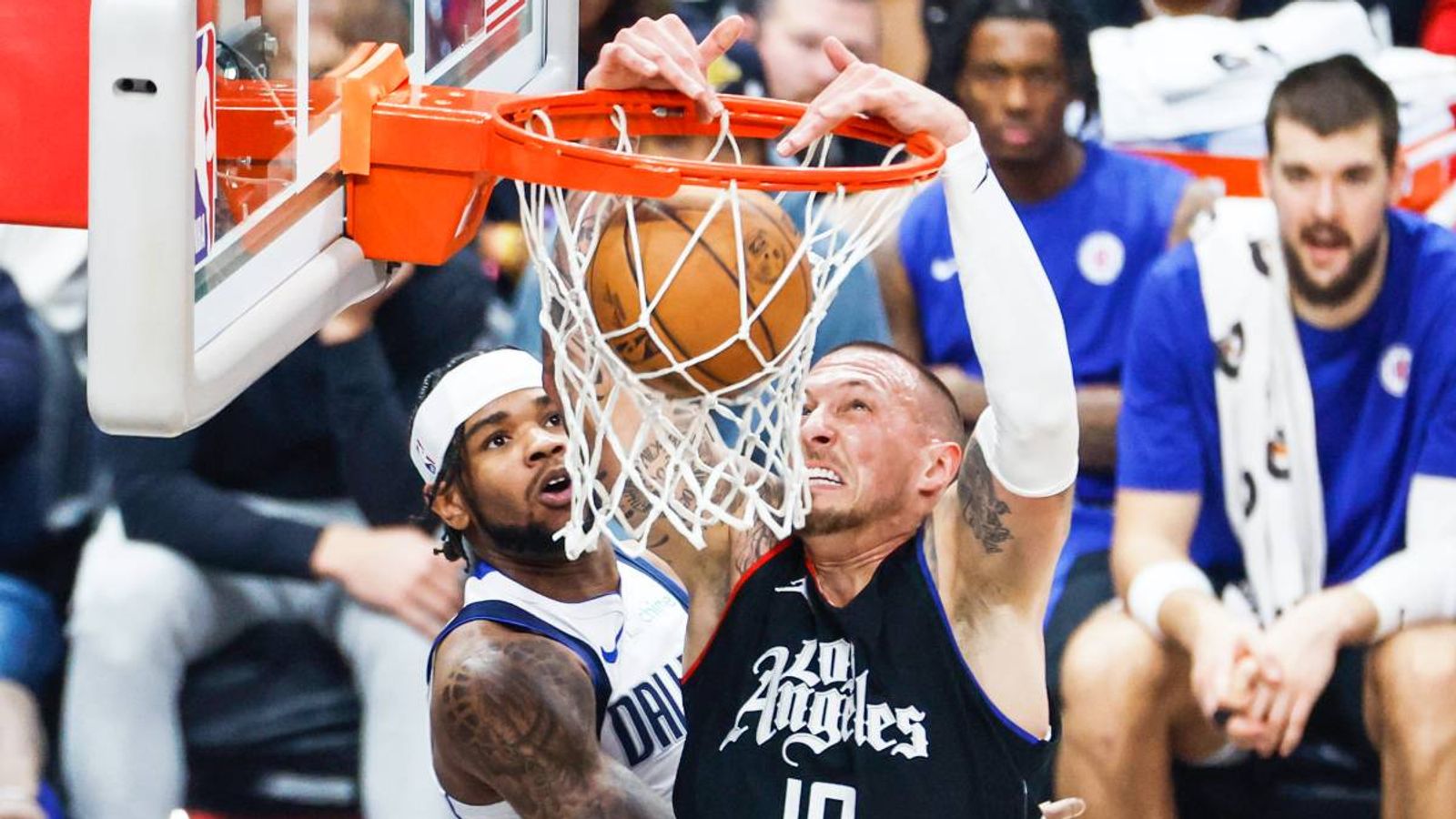 Daniel Theis gewinnt mit Clippers in der NBA gegen Dallas | NBA News ...
