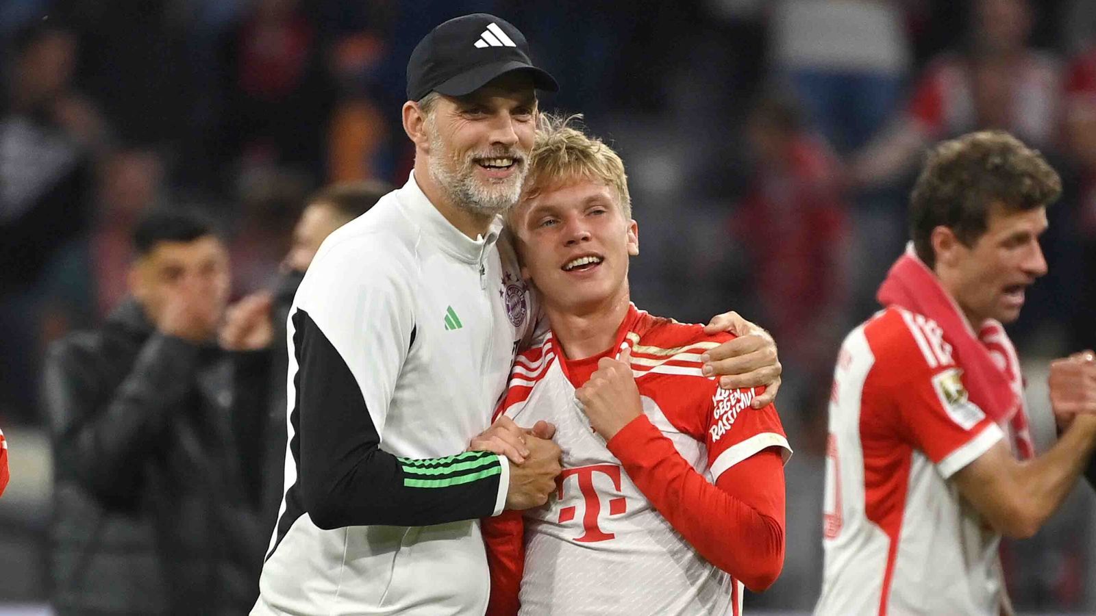 Thomas Tuchel soll nach Jan-Christian Dreesen Ex-Coach Louis van Gaal ...