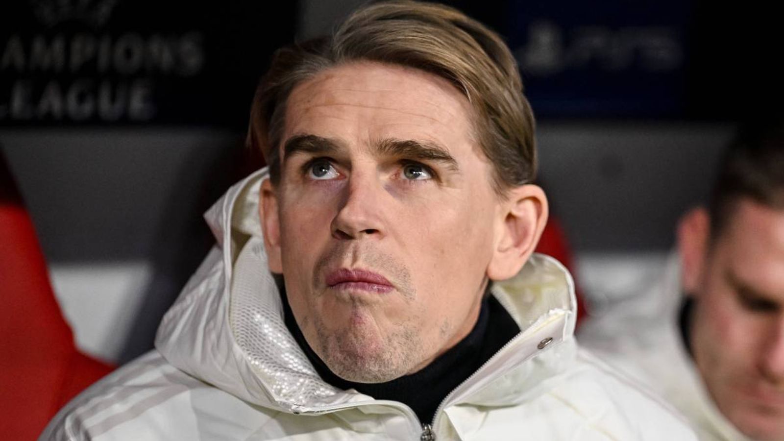 Christoph Freund analysiert das 1:5-Debakel der Bayern in Frankfurt ...