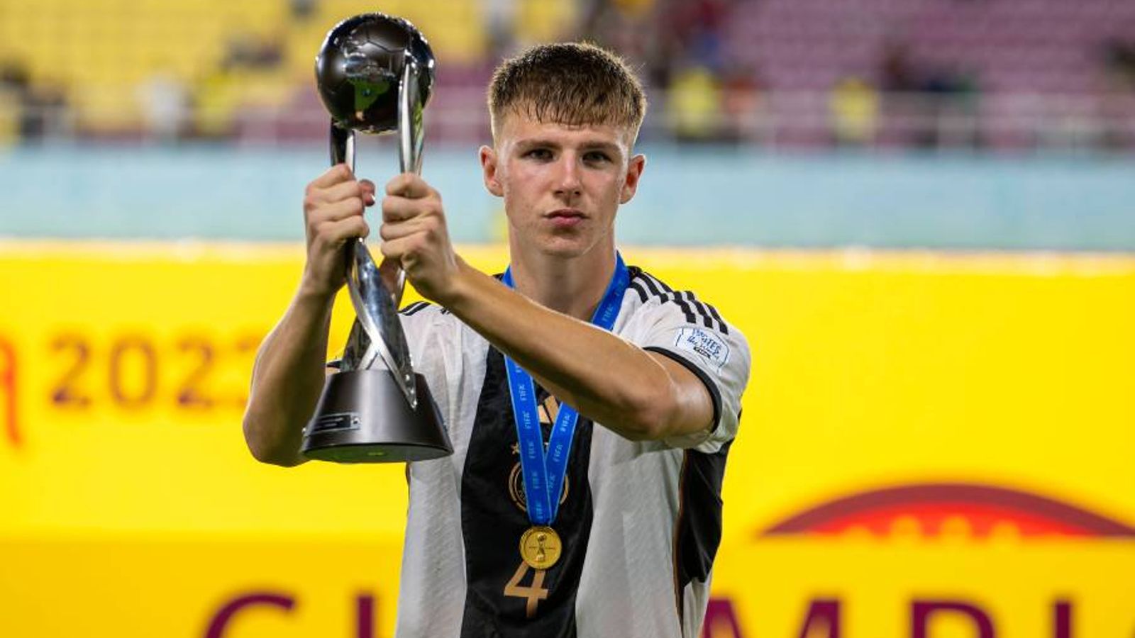 U-17 Weltmeister Finn Jeltsch exklusiv bei Sky über den Titel und seine ...