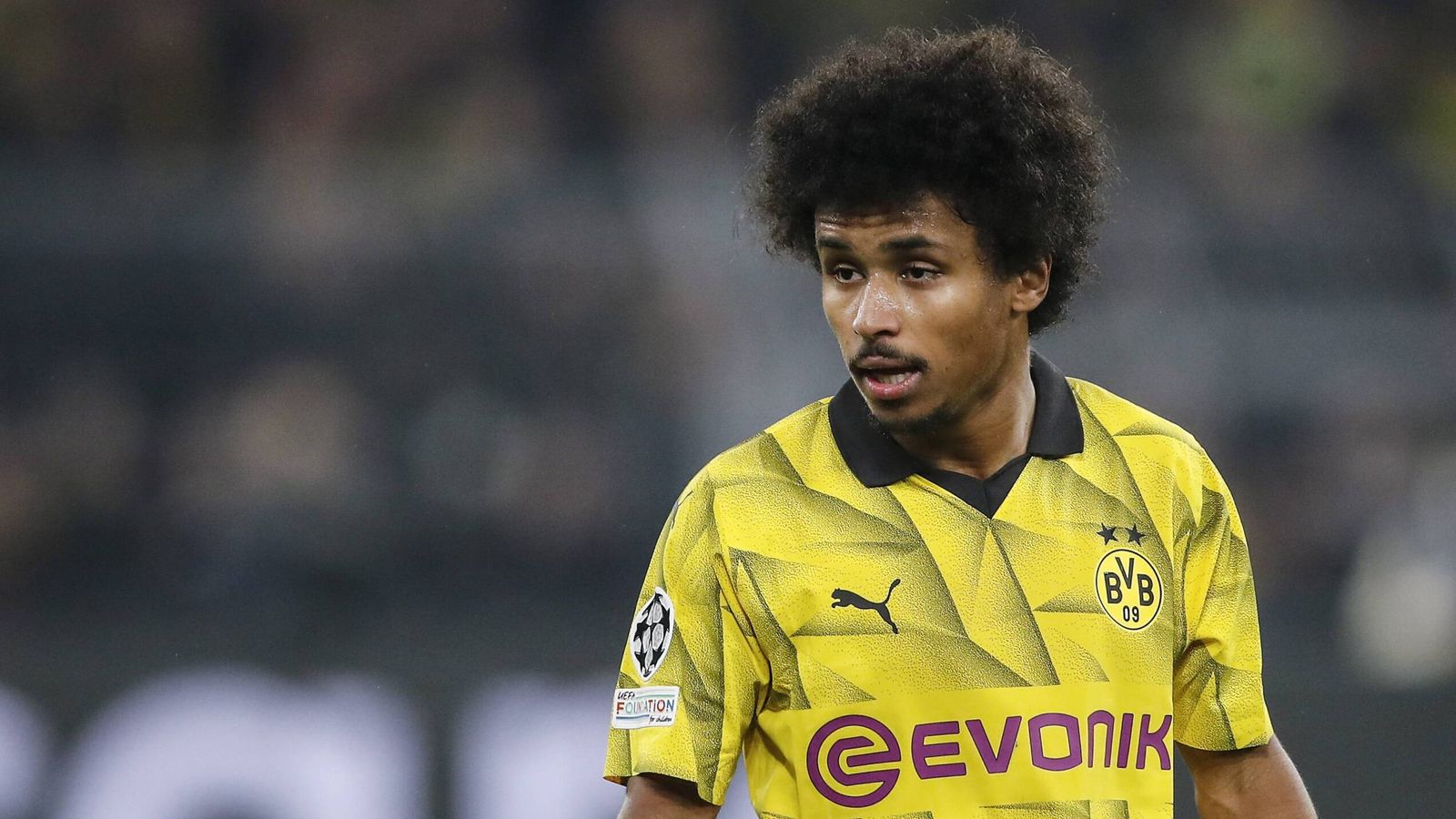 Karim Adeyemi zieht sich Teilriss der Syndesmose zu | Fußball News ...