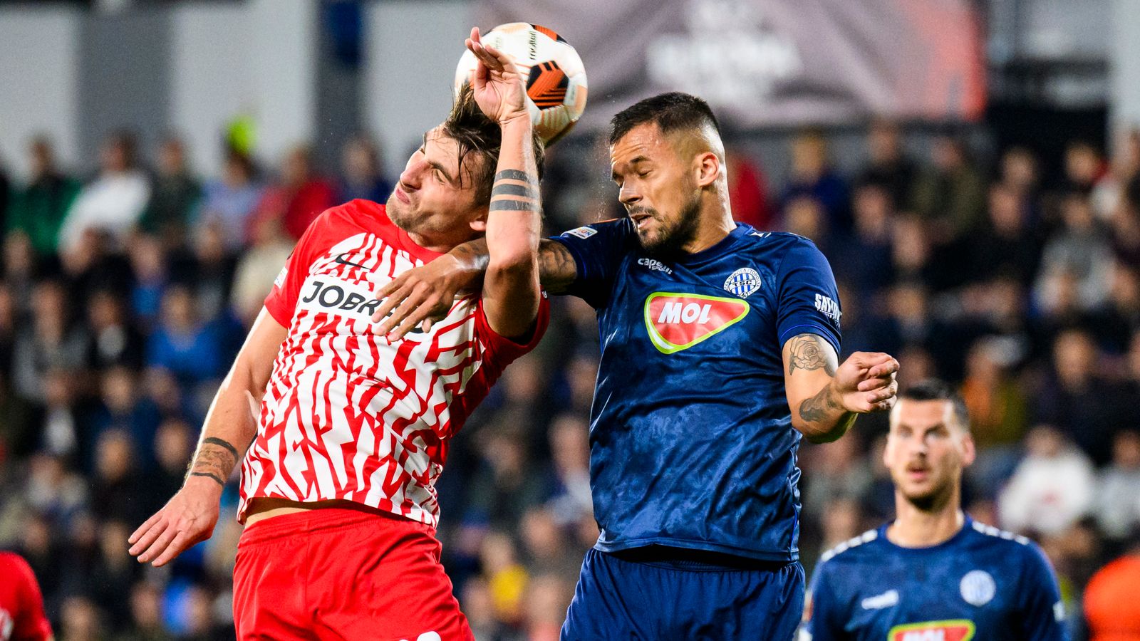 Hiroki Ito wechselt offiziell vom VfB Stuttgart zum FC Bayern | Transfer Centre News | Sky Sport