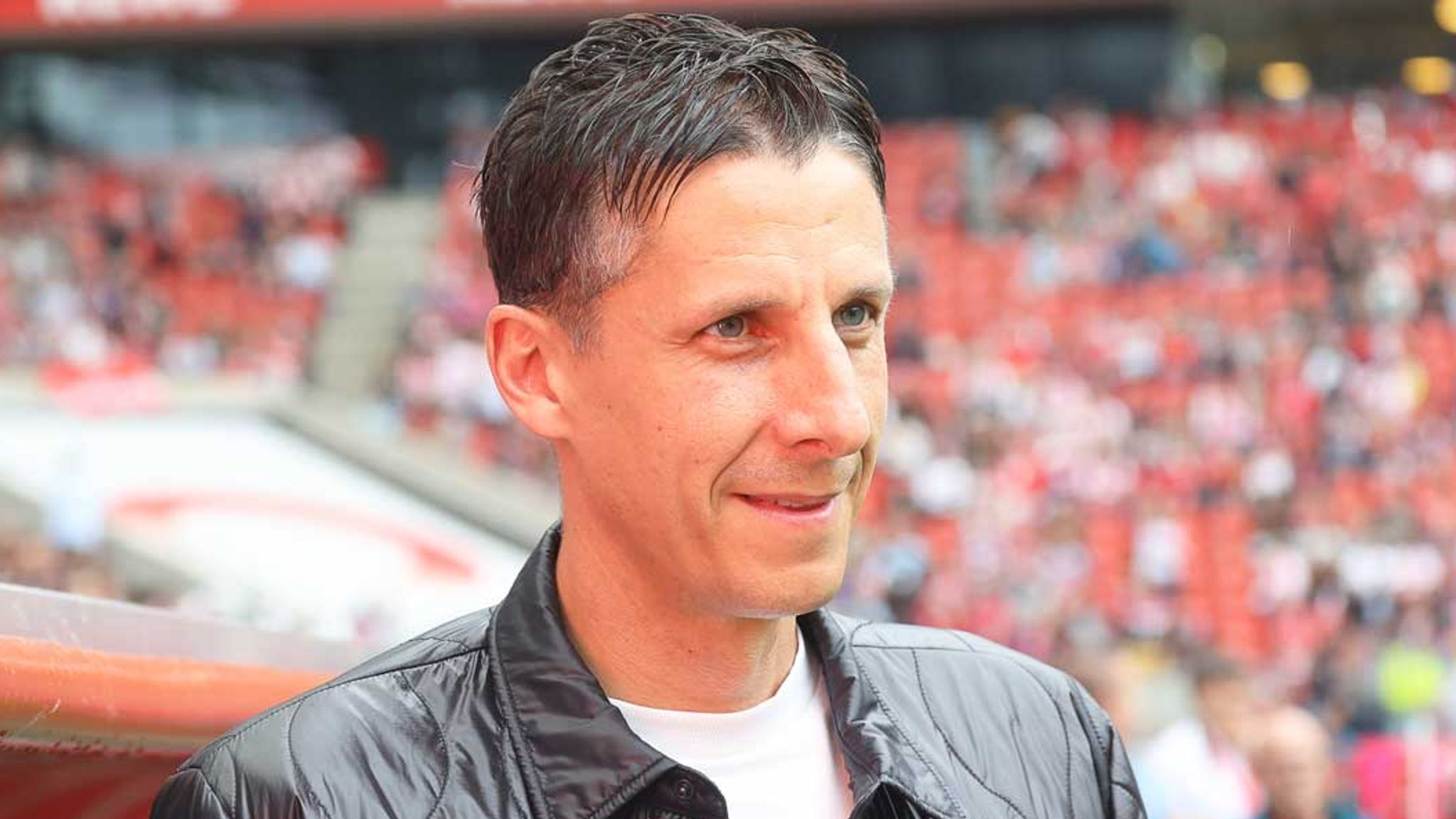 1. FC Köln - Fans fordern Entlassung von Christian Keller | Fußball ...