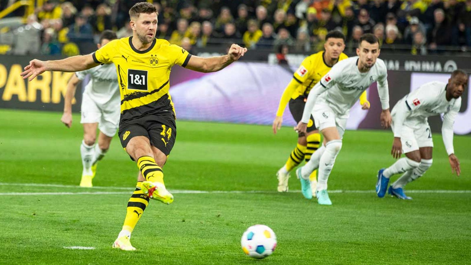 Die Kicker Elf des Tages bei skysport.de || Das sind die besten Spieler ...