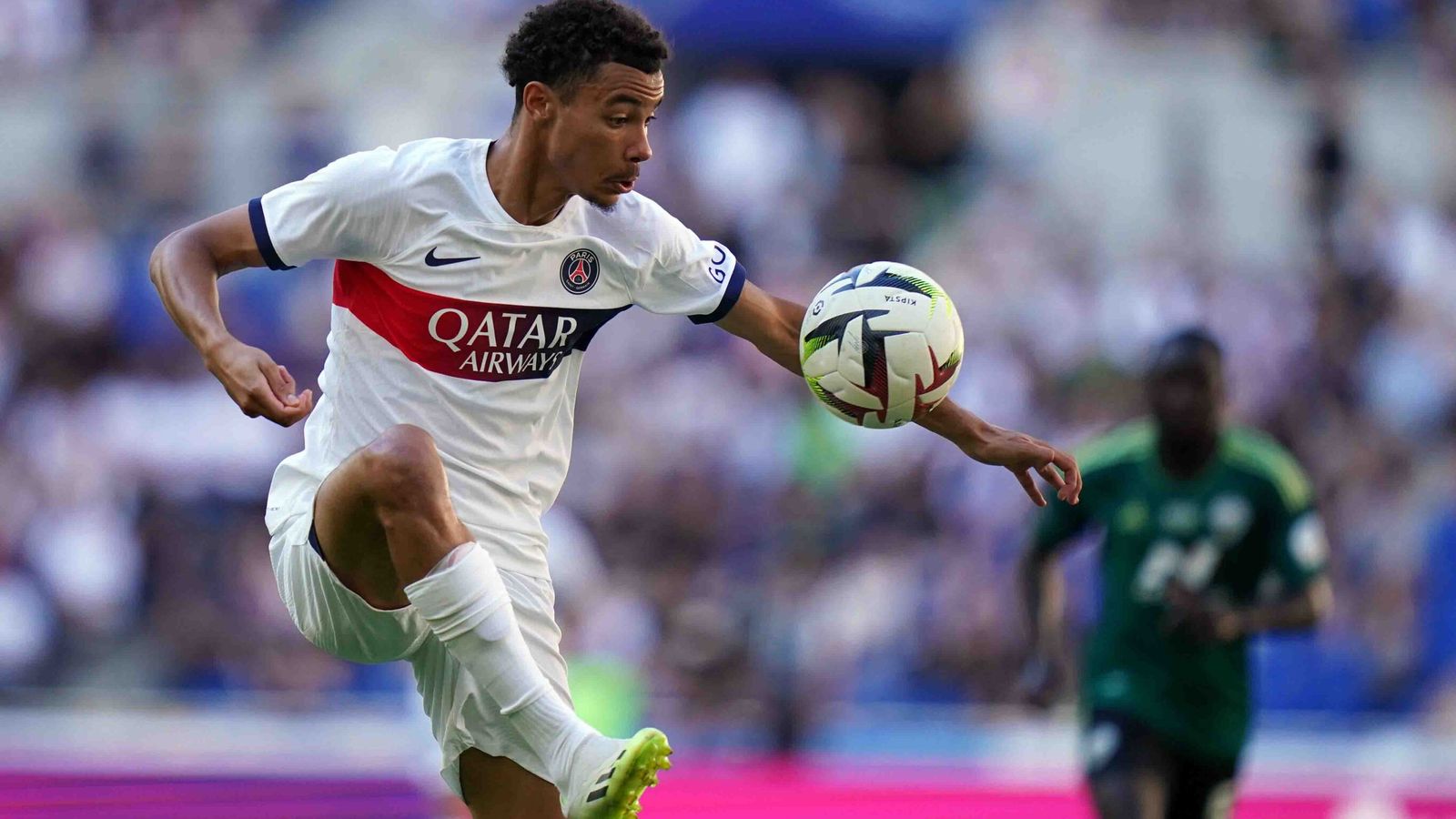 Eintracht Frankfurt einigt sich mit Hugo Ekitike | Transfer Centre News ... Eintracht Frankfurt einigt sich mit Hugo Ekitike | Transfer Centre News ...