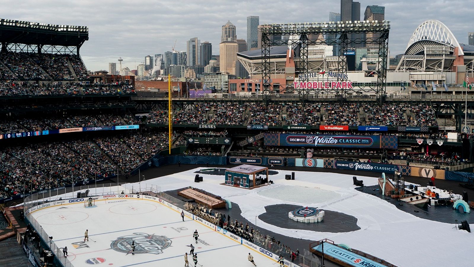 Seattle Kraken schlagen Vegas Golden Knights beim NHL Winter Classic ...