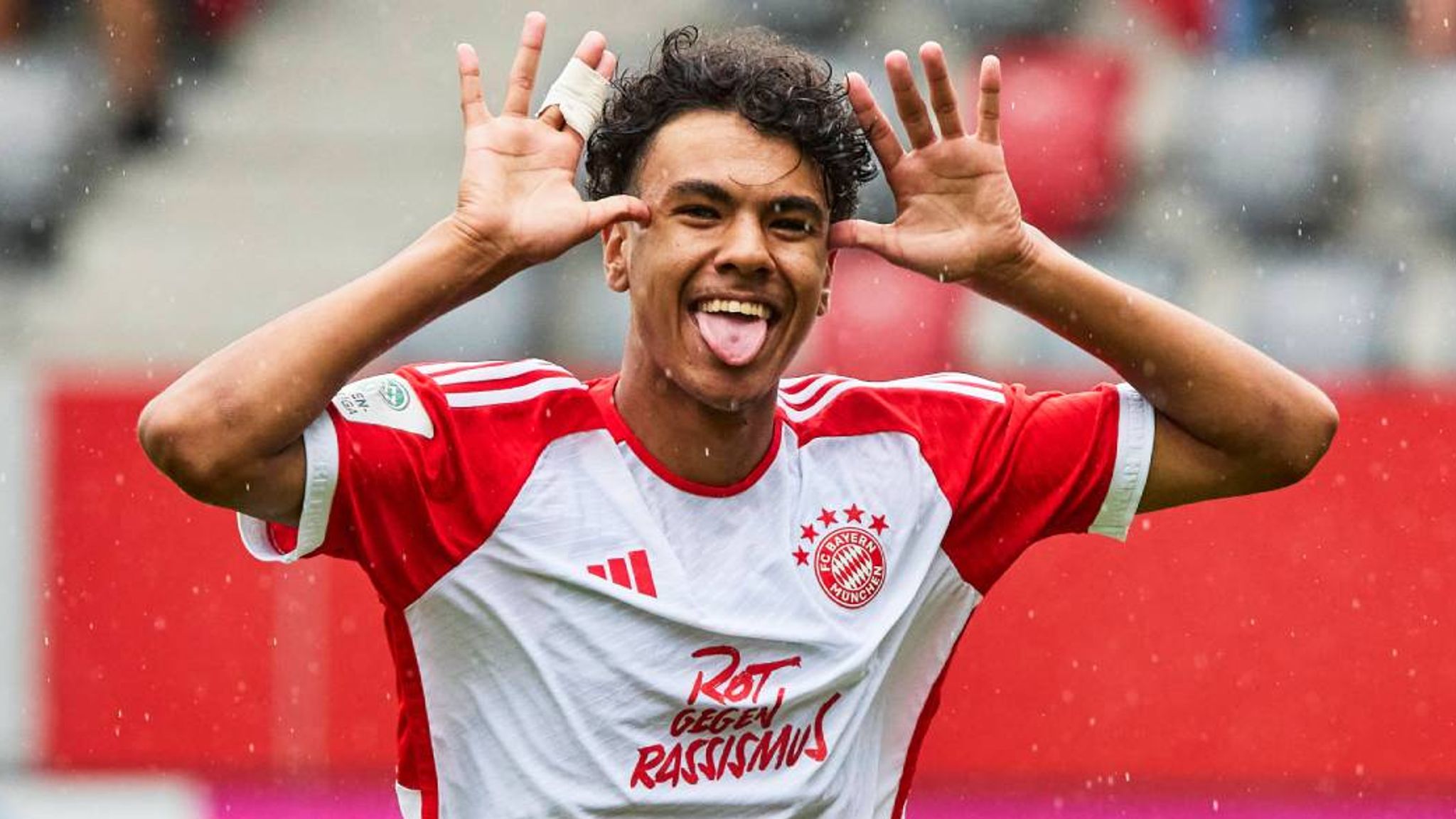 Adam Aznou vor Kader-Debüt beim FC Bayern gegen Basel | Fußball News ...