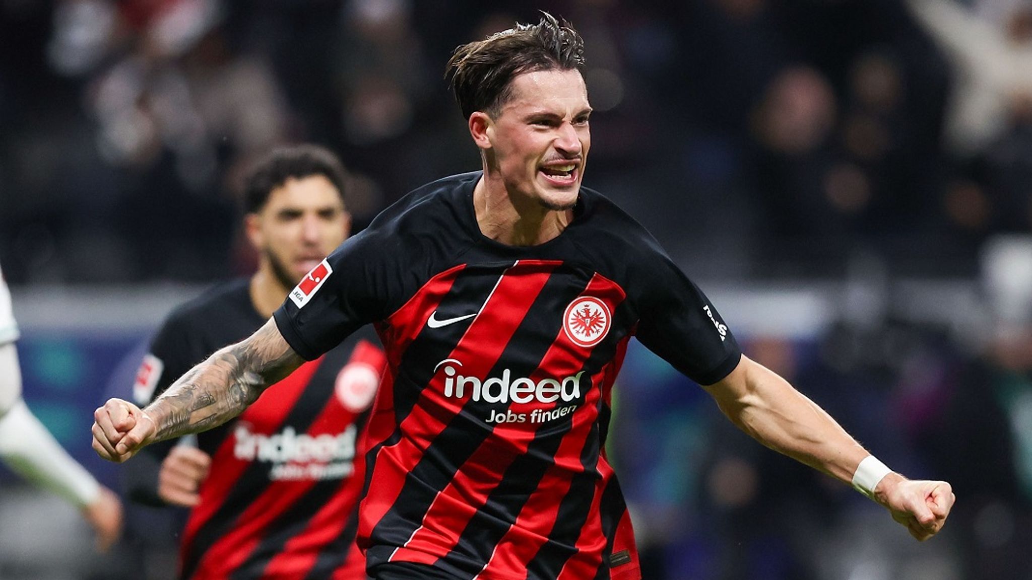 Robin Koch wechselt fest von Leeds United zu Eintracht Frankfurt ...