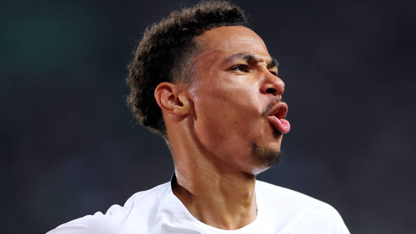 Eintracht Frankfurt will nach Europa & bastelt mit Ekitike an der ...