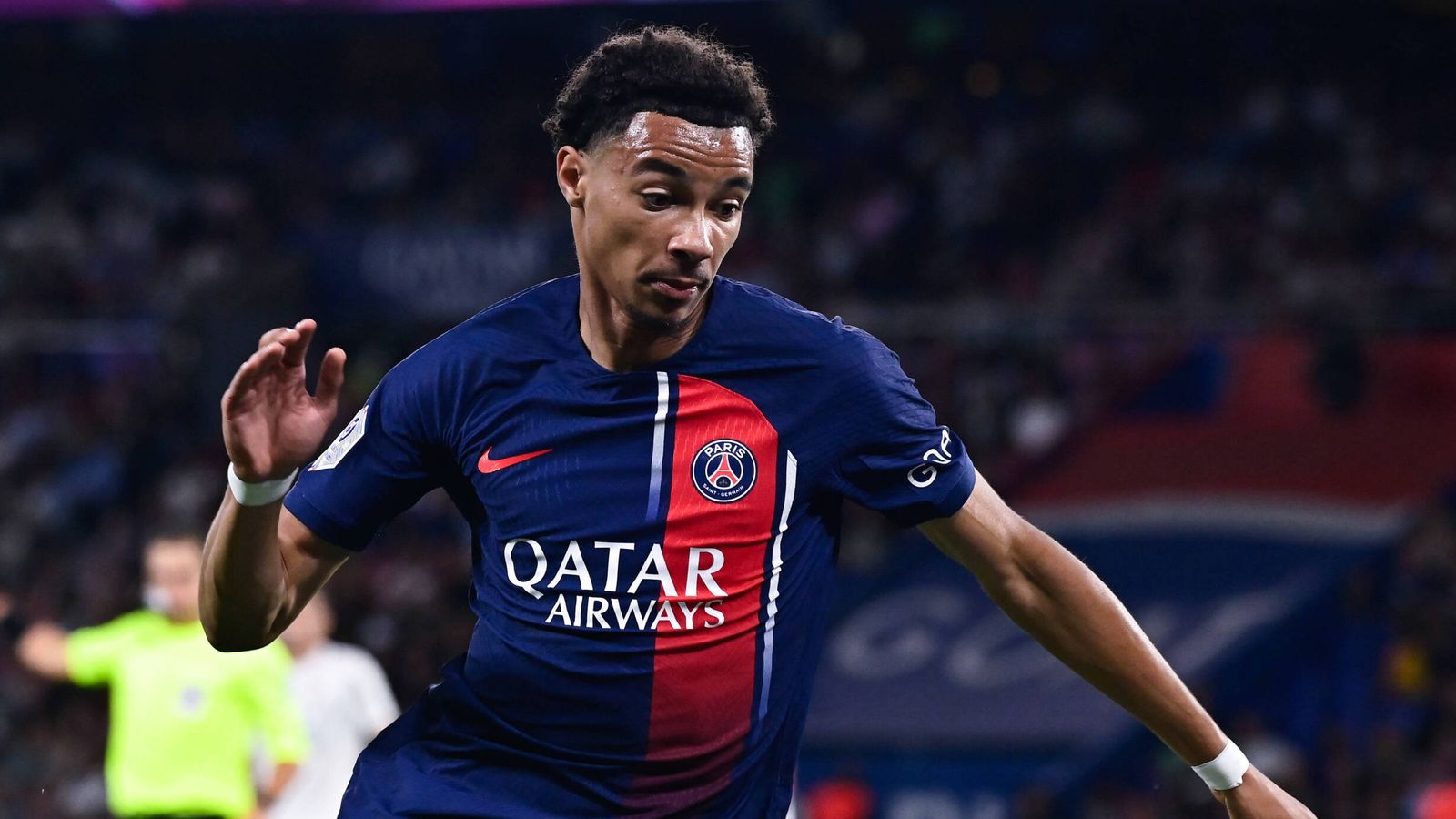 Eintracht Frankfurt holt Hugo Ekitike von PSG | Transfer Centre News ...