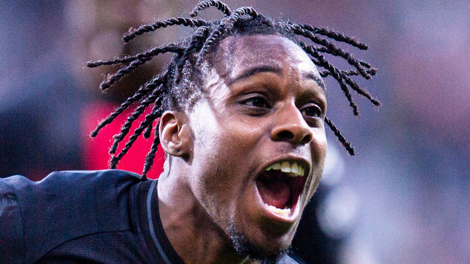 Jeremie Frimpong kämpft mit Bayer 04 Leverkusen noch um drei Titel ...