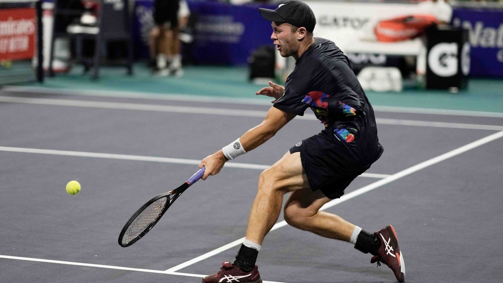 Dominik Koepfer scheidet in Acapulco gegen Holger Rune aus | Tennis ...