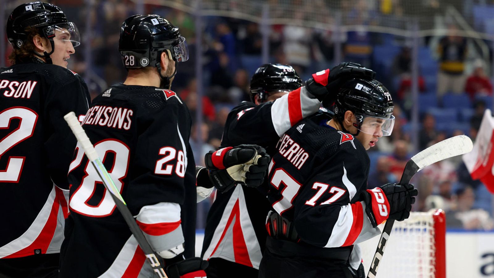 Peterka gewinnt deutsches NHL-Duell mit Seider | NHL News | Sky Sport