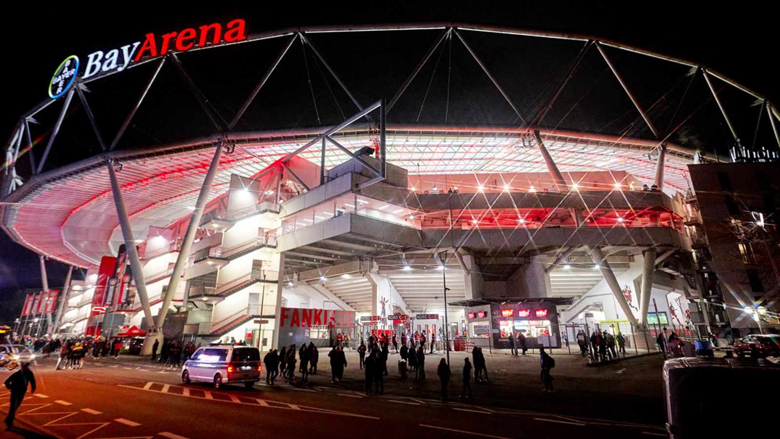 Bayer 04 Leverkusen könnte im eigenen Stadion feiern | Fußball News | Sky Sport