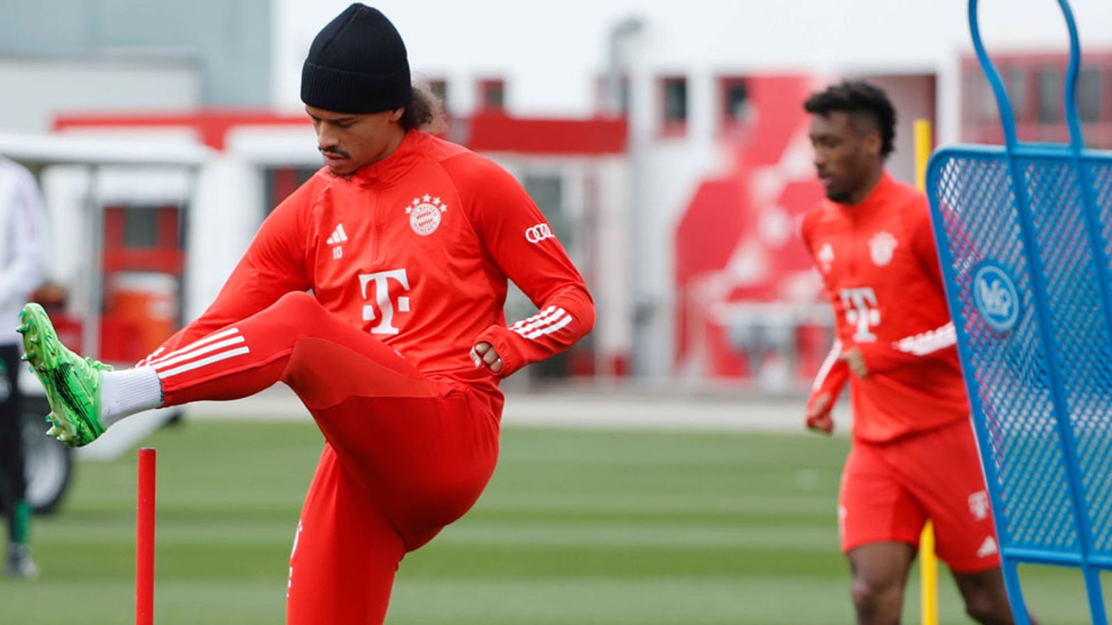 Leroy Sane und Kingsley Coman fehlen am Mittwoch im Teamtraining des FC ...