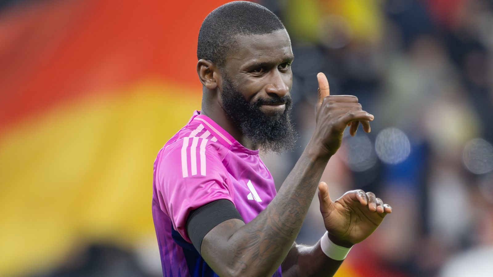 Antonio Rüdiger spricht über Nationalmannschaft, Euro, Kroos & Nagelsmann | Fußball News | Sky Sport