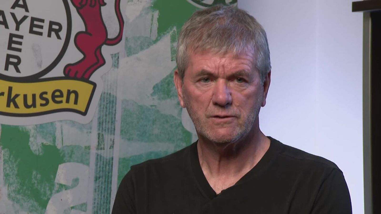 1. FC Kaiserslautern | Friedhelm Funkel im Sky Interview vor dem ...