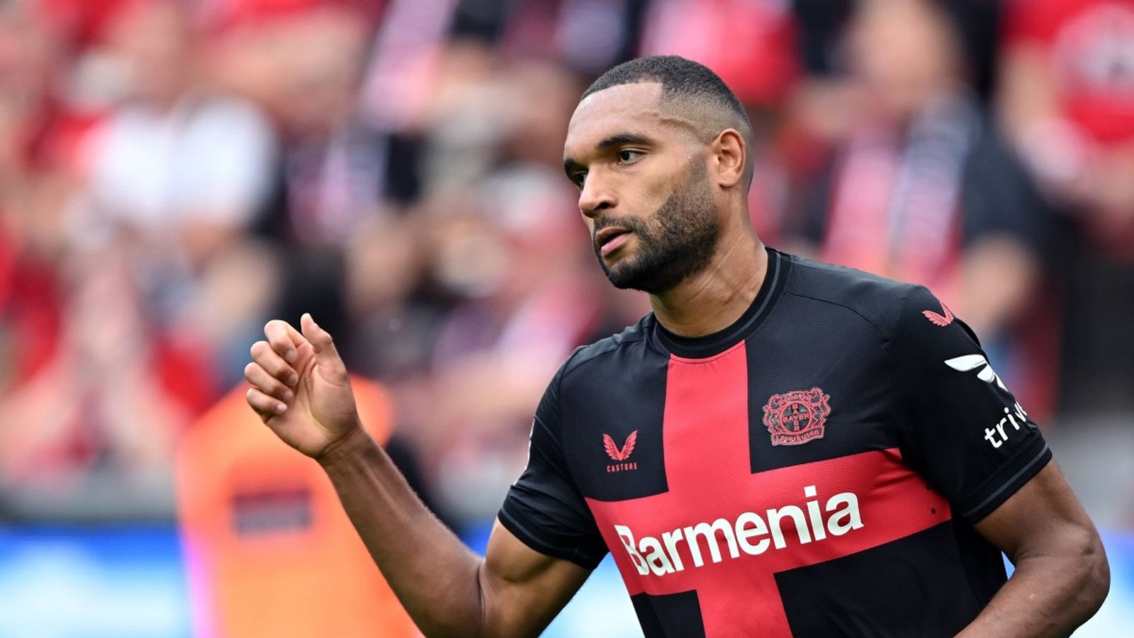 Jonathan Tah zurück im Training von Bayer Leverkusen | Fußball News ...