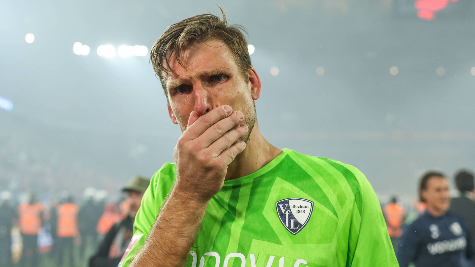 Bochums Schlussmann Andreas Luthe beendet seine Karriere | Fußball News ...