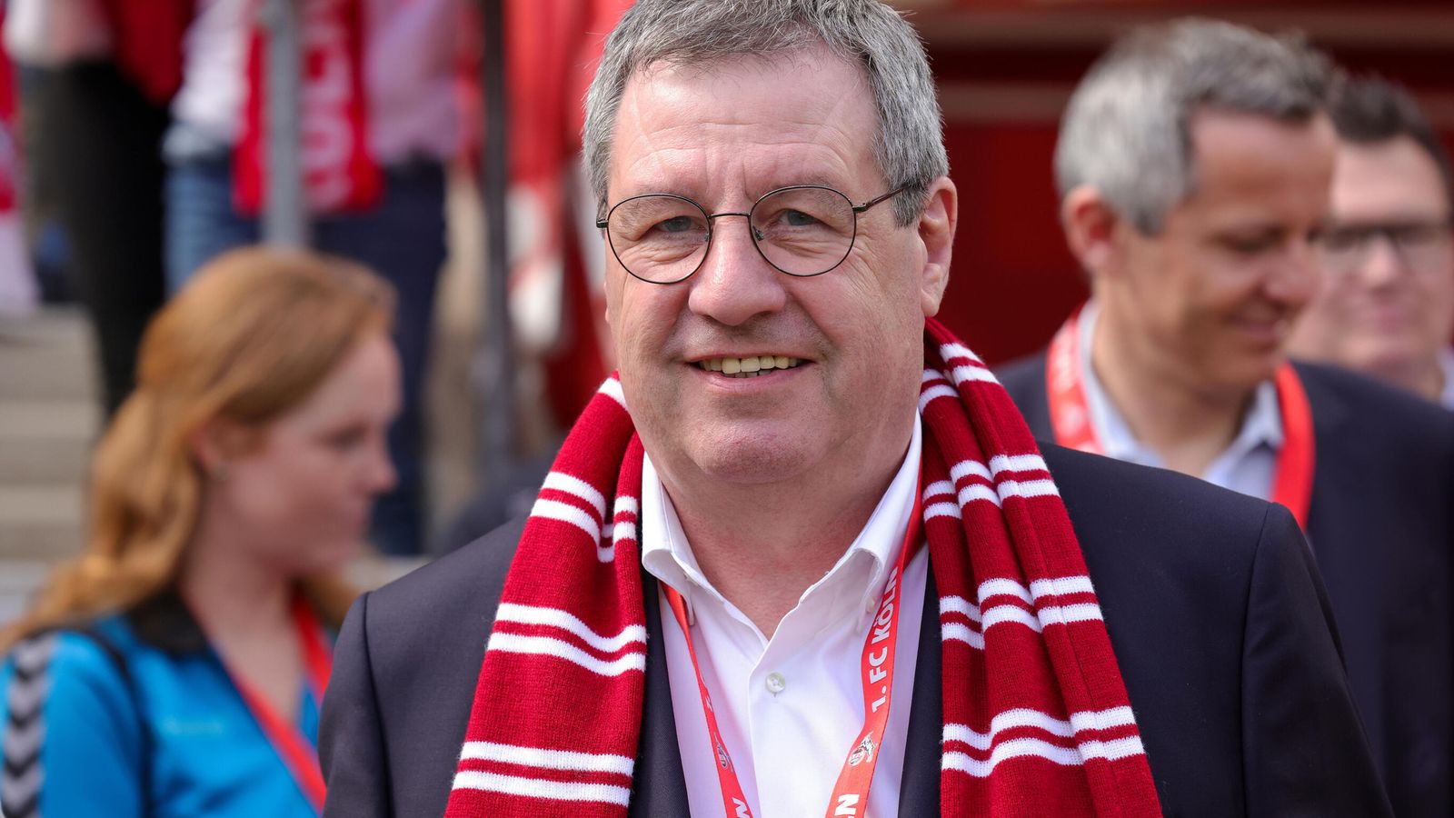 Präsident Werner Wolf vom 1. FC Köln will bei Abstieg schnell wieder ...