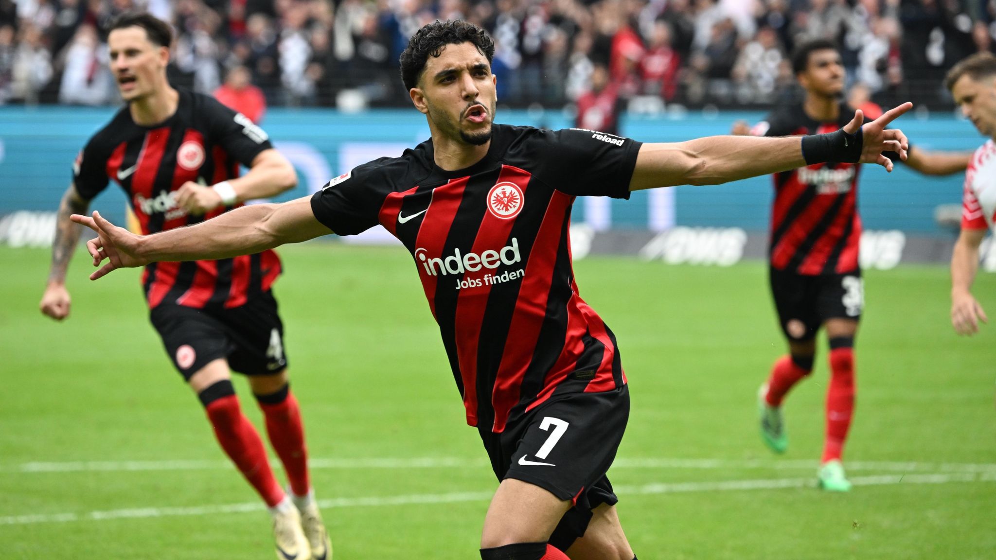 Nottingham Forest will Omar Marmoush von Eintracht Frankfurt ...